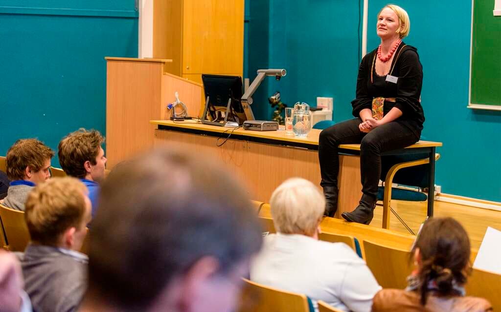 Lokale aktørar i sentrale roller - sunnhordland.no