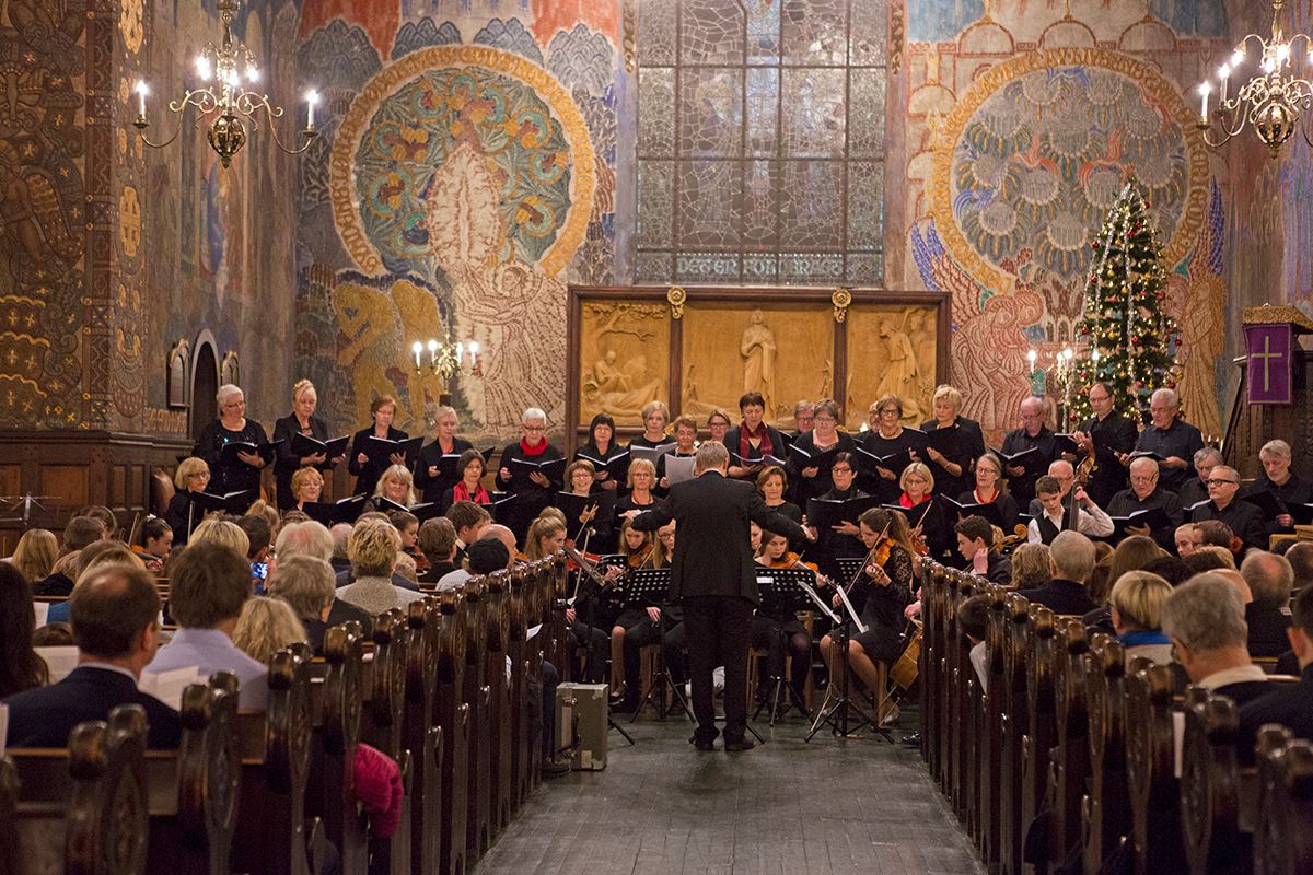 Julekonsert i Ålesund Kirke - smp.no