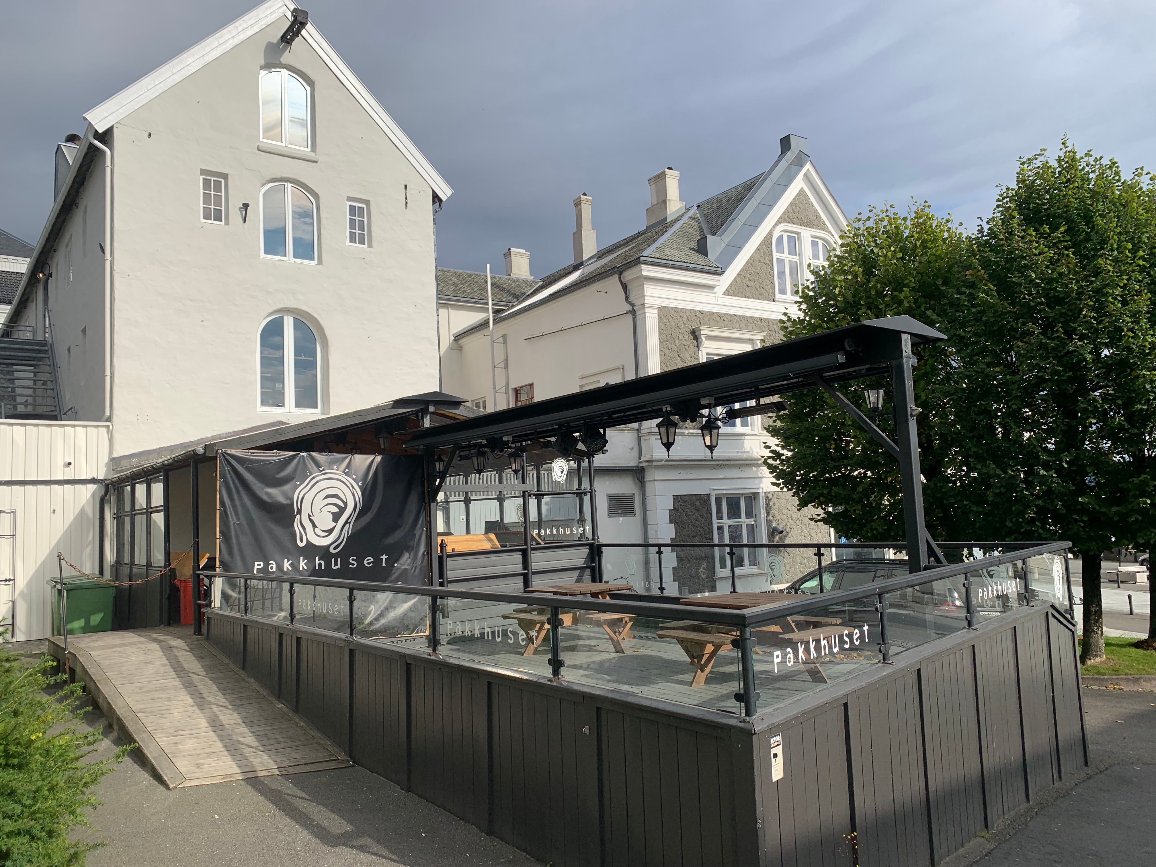 Klesbu­tikken «Hos Gwen» legges ned - lister24.no