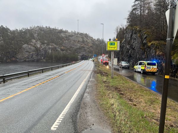 Fem personer alvorlig skadd i russebil-ulykken - l-a.no