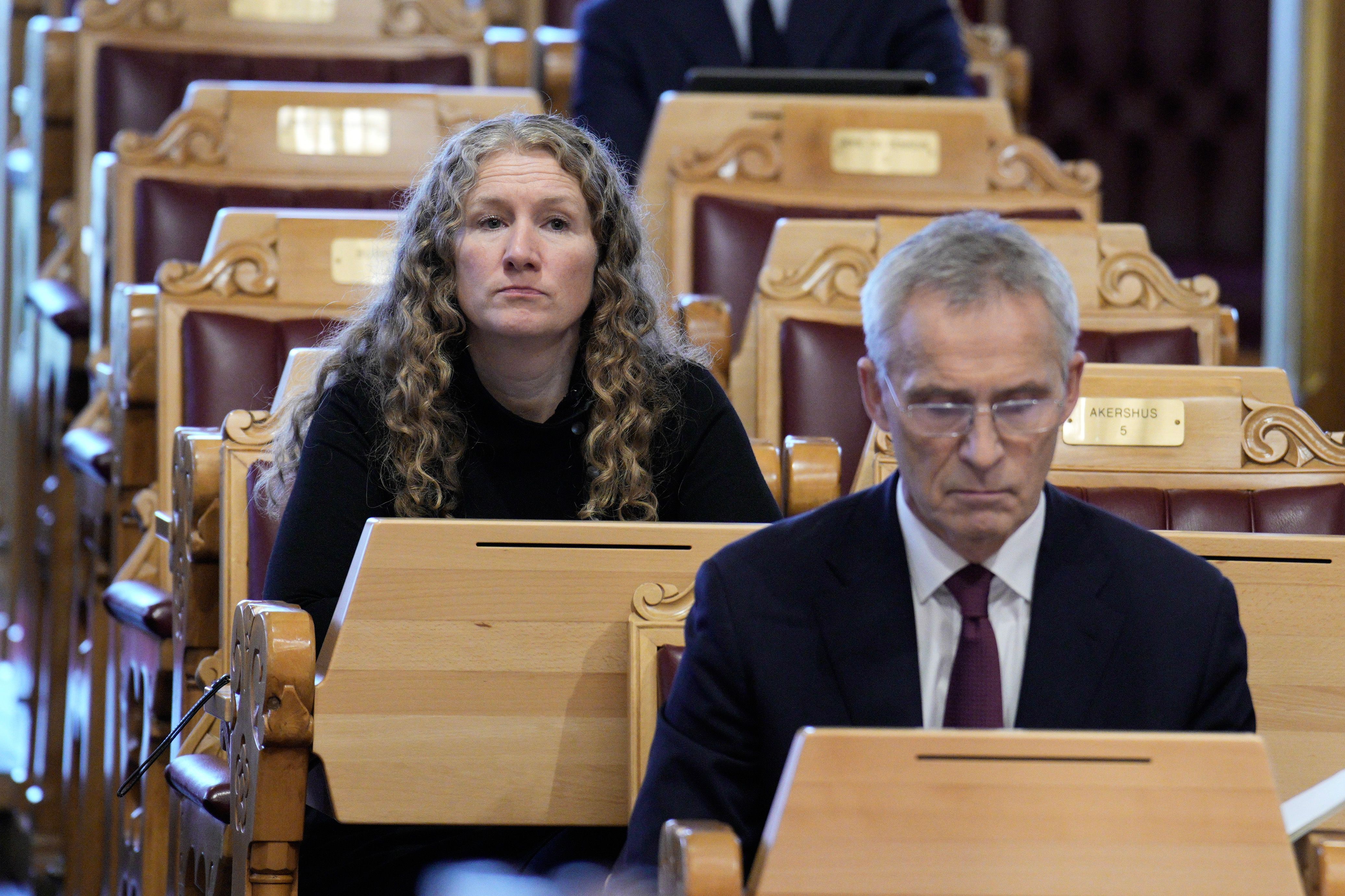 I dag startar forhandlingane: Ap må blidgjera fire parti - hallingdolen.no
