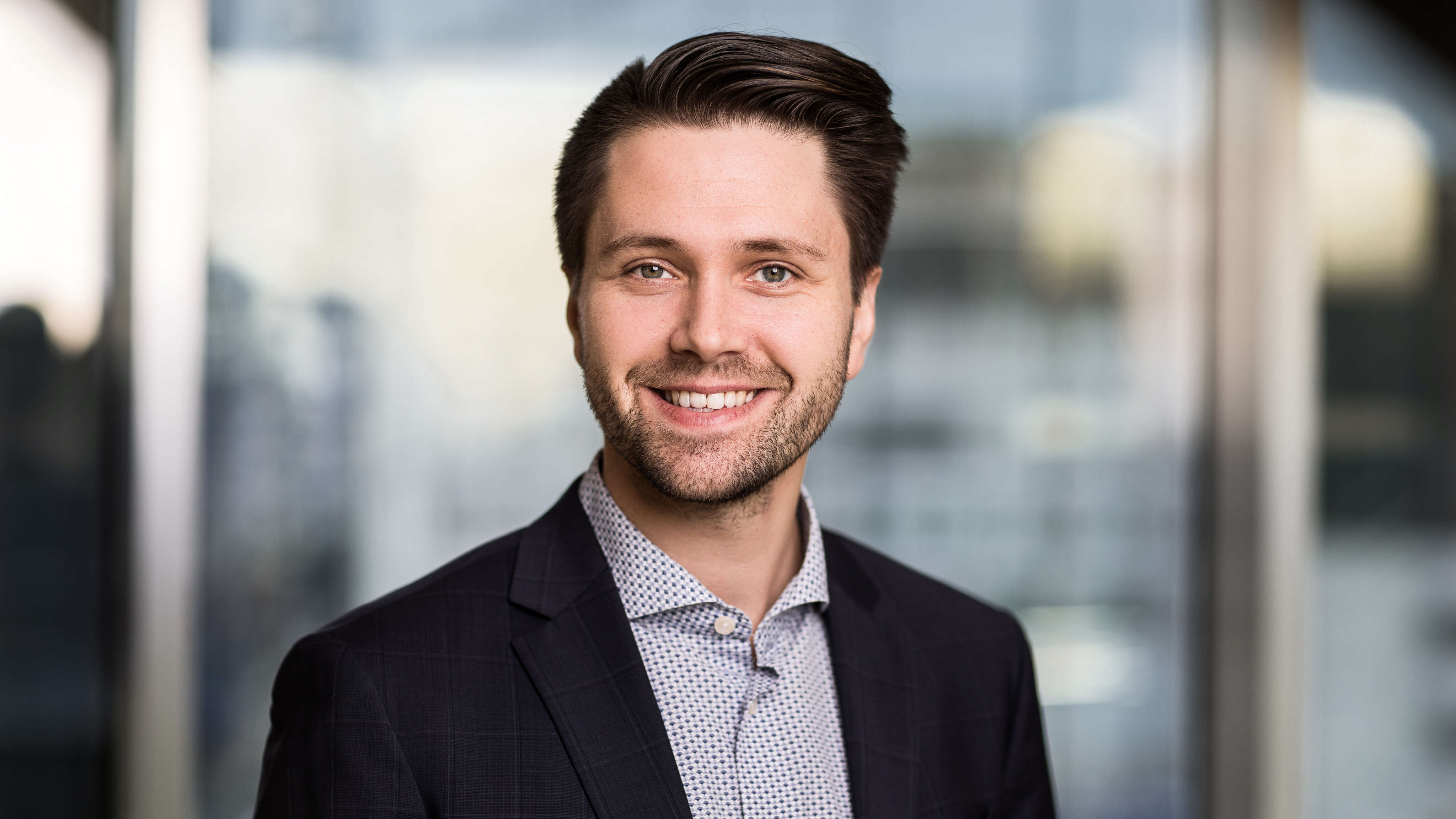 Bjørn-Kristian (29) blir ny leder - varden.no