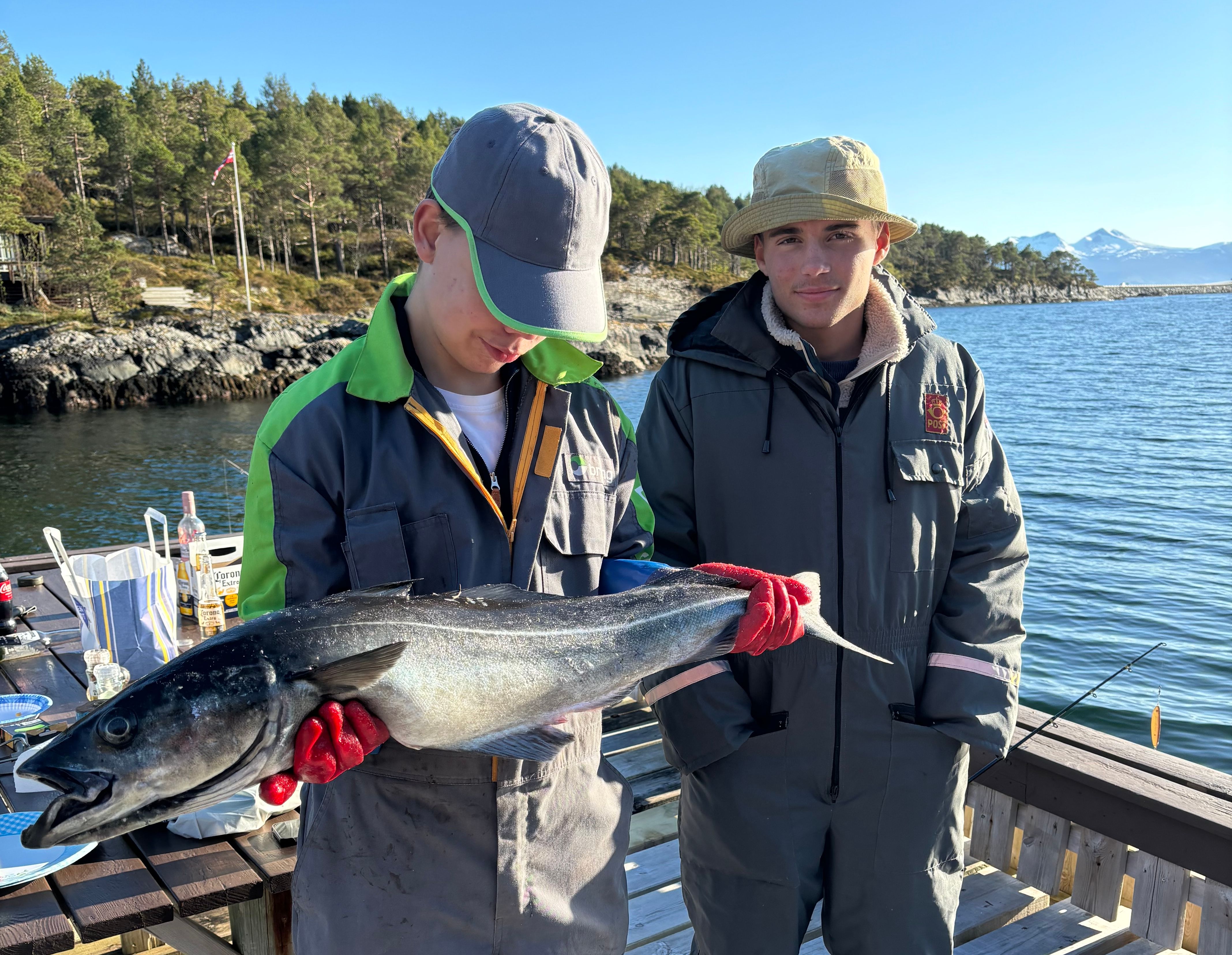 Fikk stor fisk i Fanne­fjorden - rbnett.no