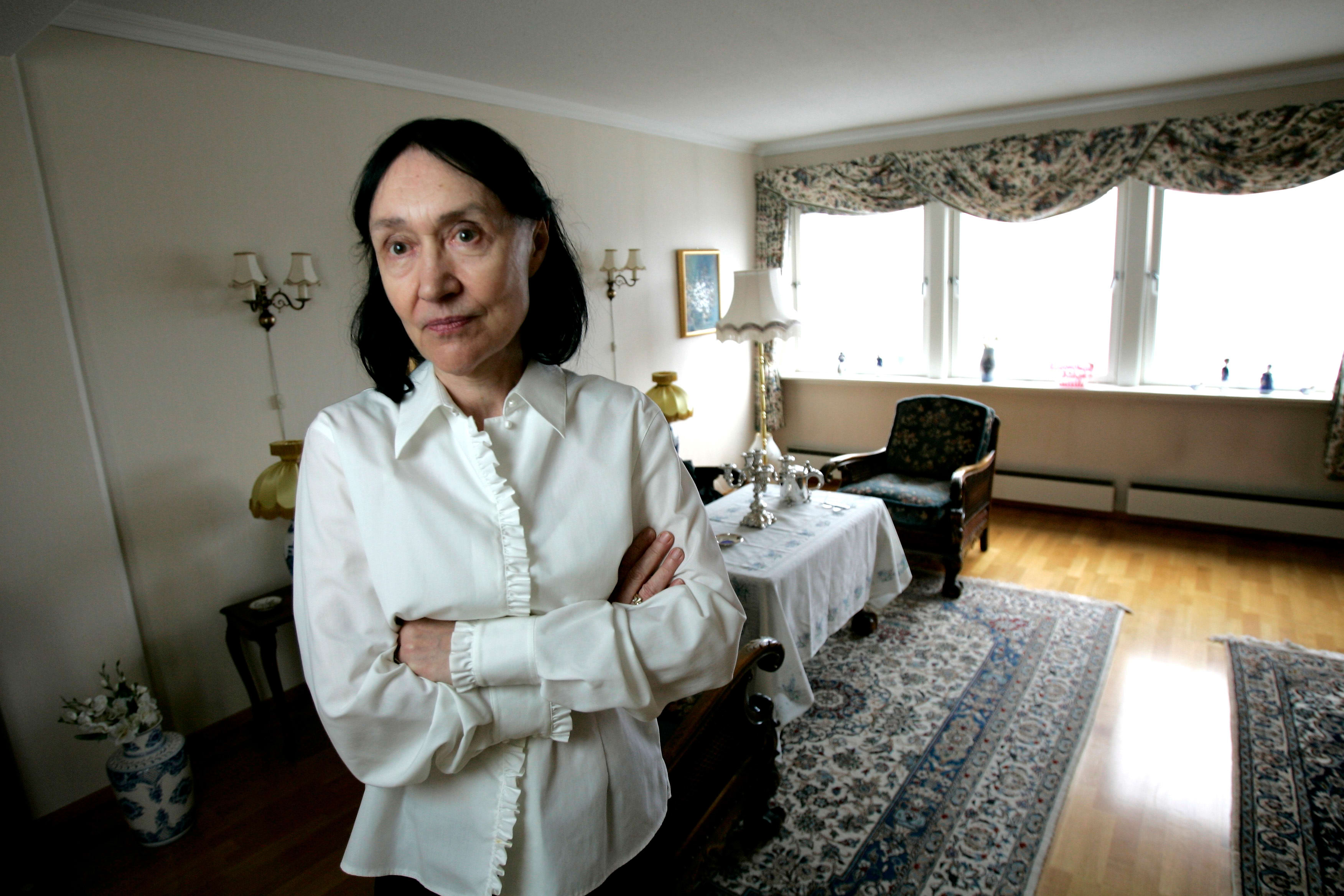 Var Norges rikeste kvinne – gir nesten hele formuen til ett av barna ...