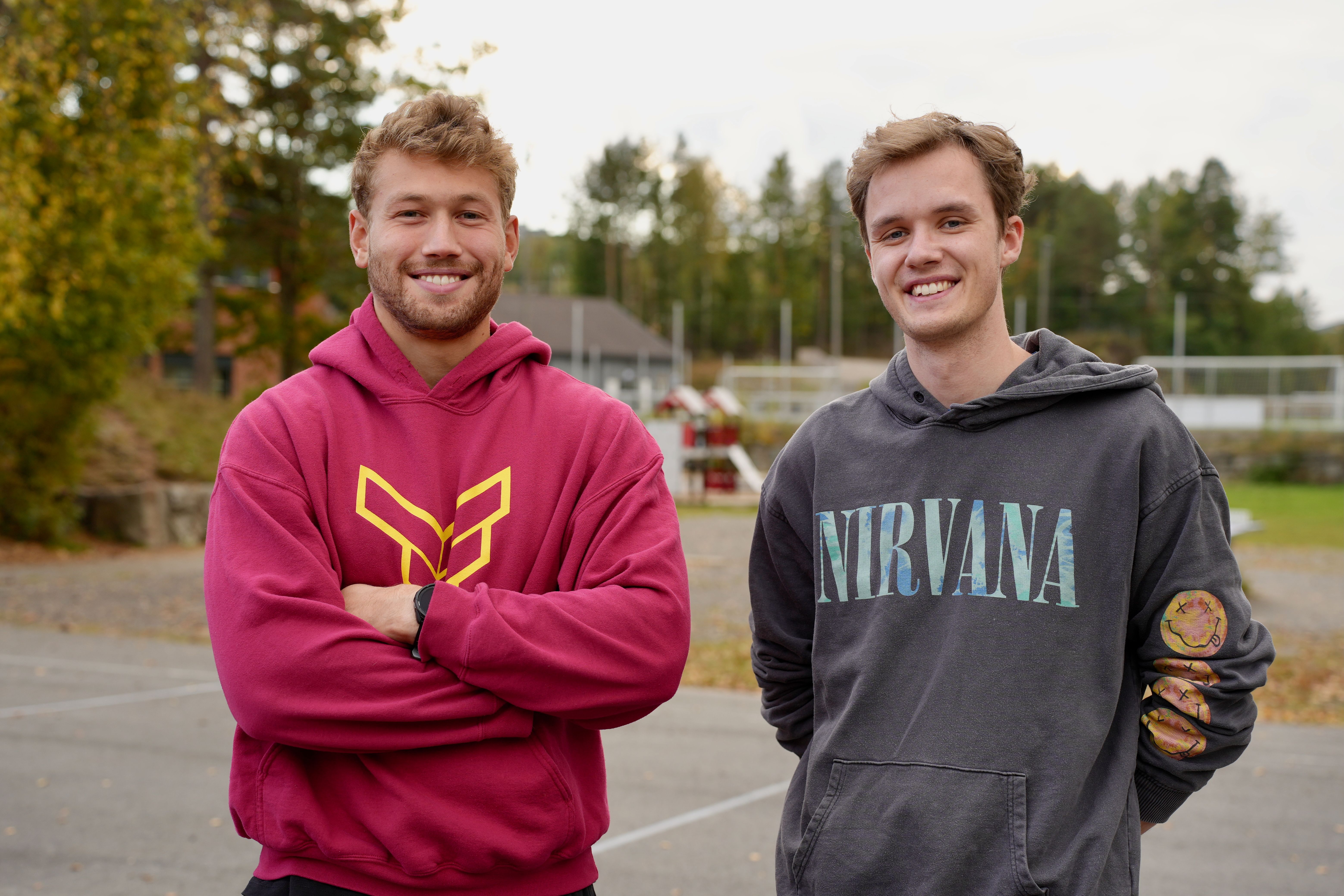 Samler hundrevis i andre byer: Nå har trenden fått fotfeste i Arendal ...