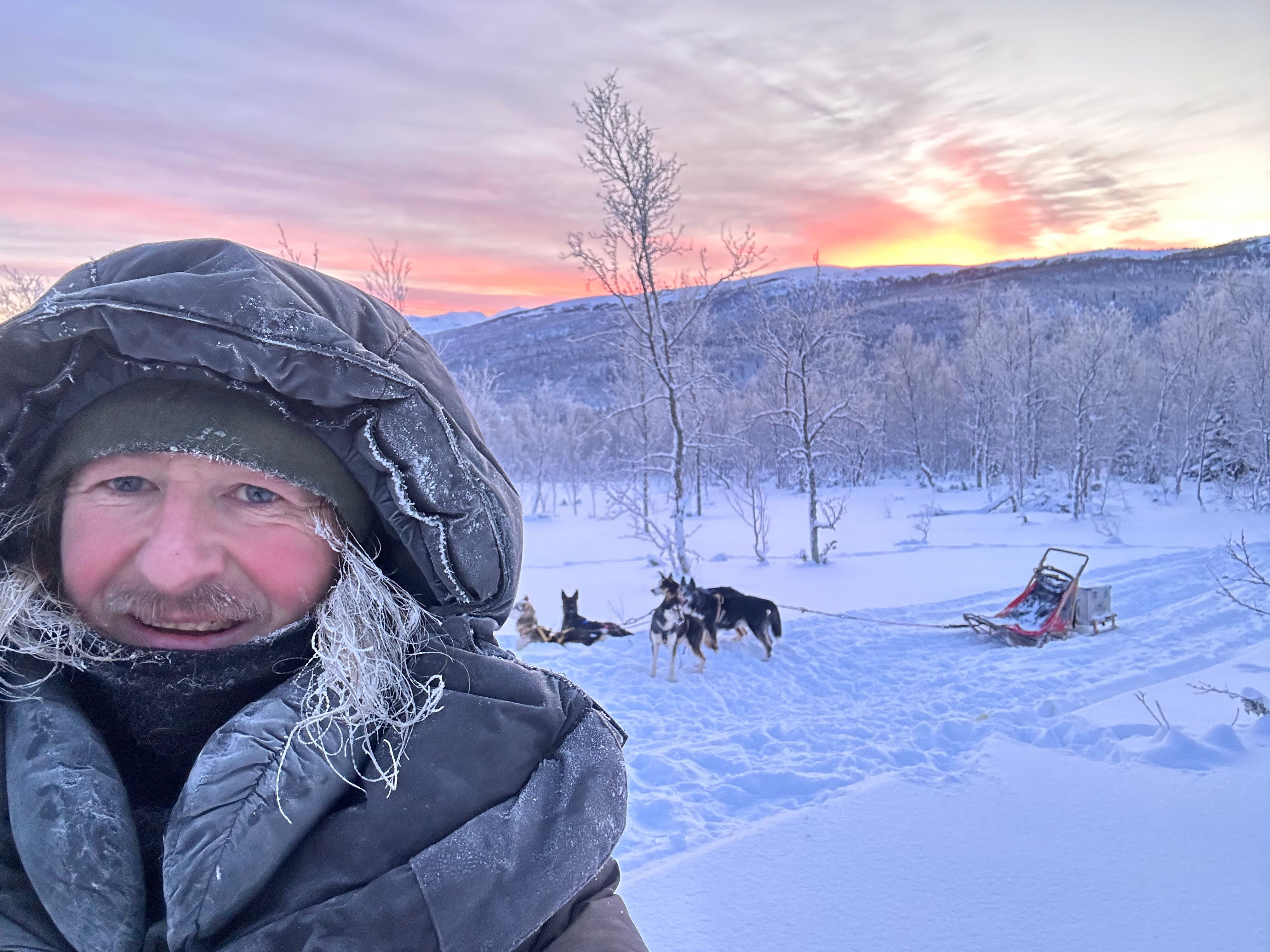 Bengt-Are (53) har bodd alene i villmarka i årevis – der fant han ...