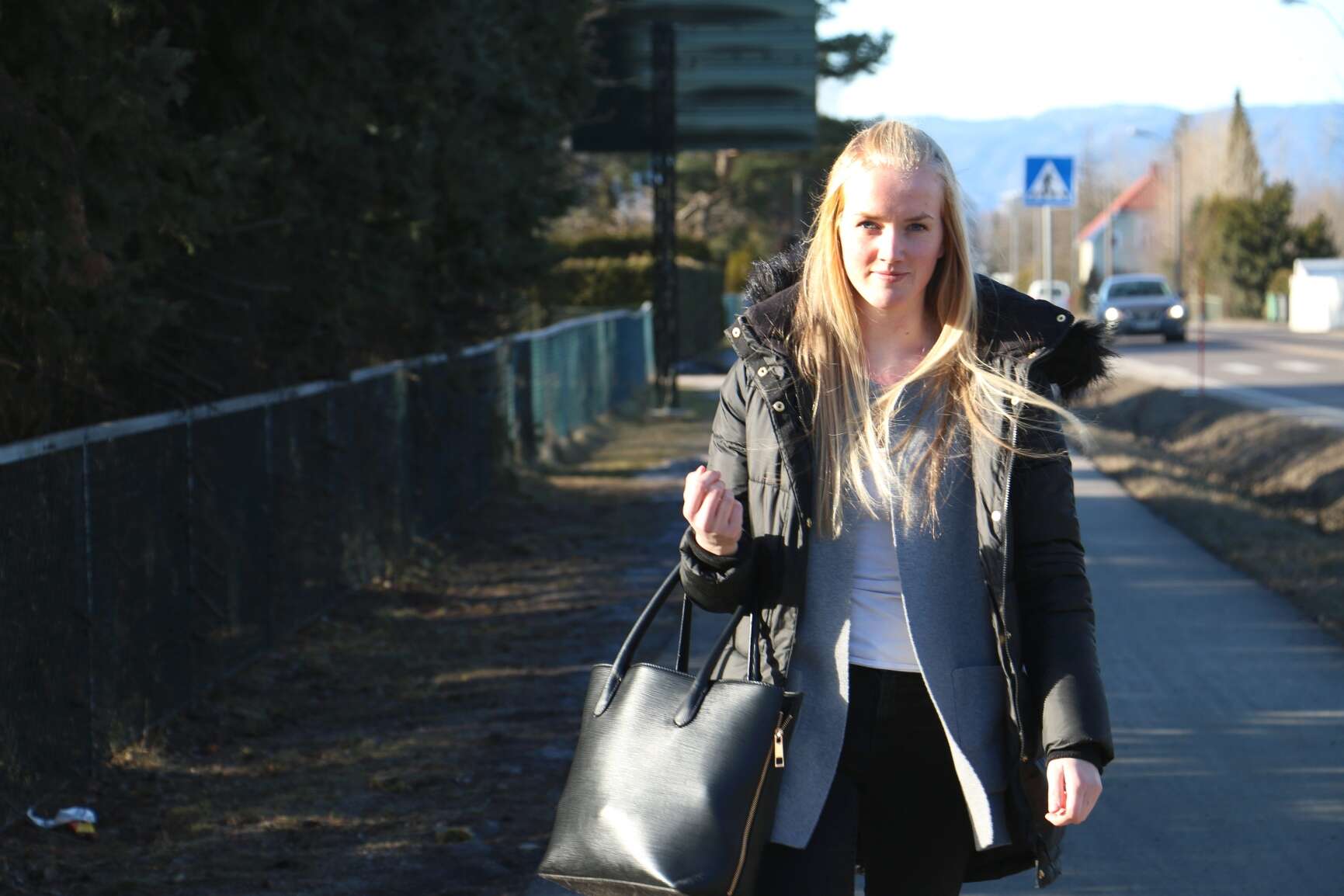 Helena ble meid ned av el-syklist - varden.no