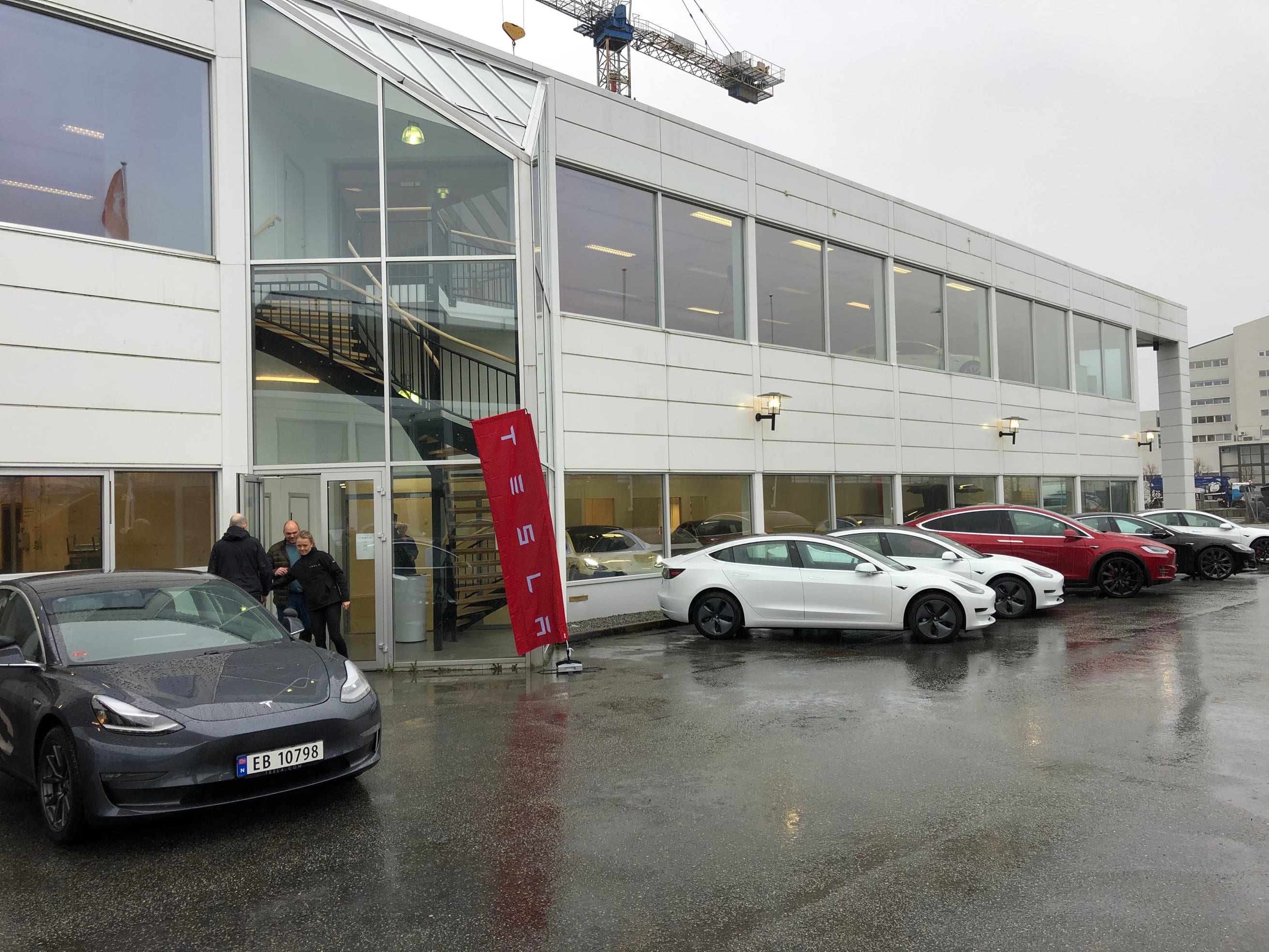 Tesla Molde lyser ut sjefsstilling - rbnett.no
