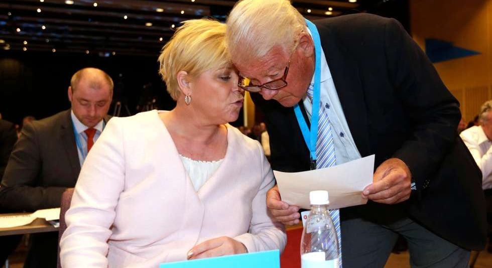 Siv Jensen gir Carl I. Hagen klar beskjed om klima - smp.no Siv Jensen gir Carl I. Hagen klar beskjed om klima - smp.no