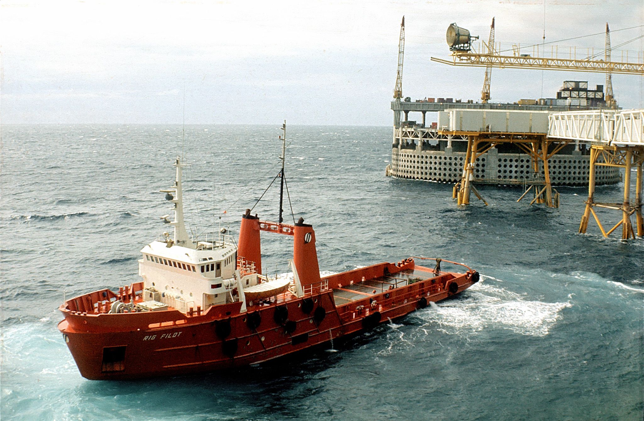 Rig Pilot var det første norskbygde offshorefartøyet til ein norsk ...