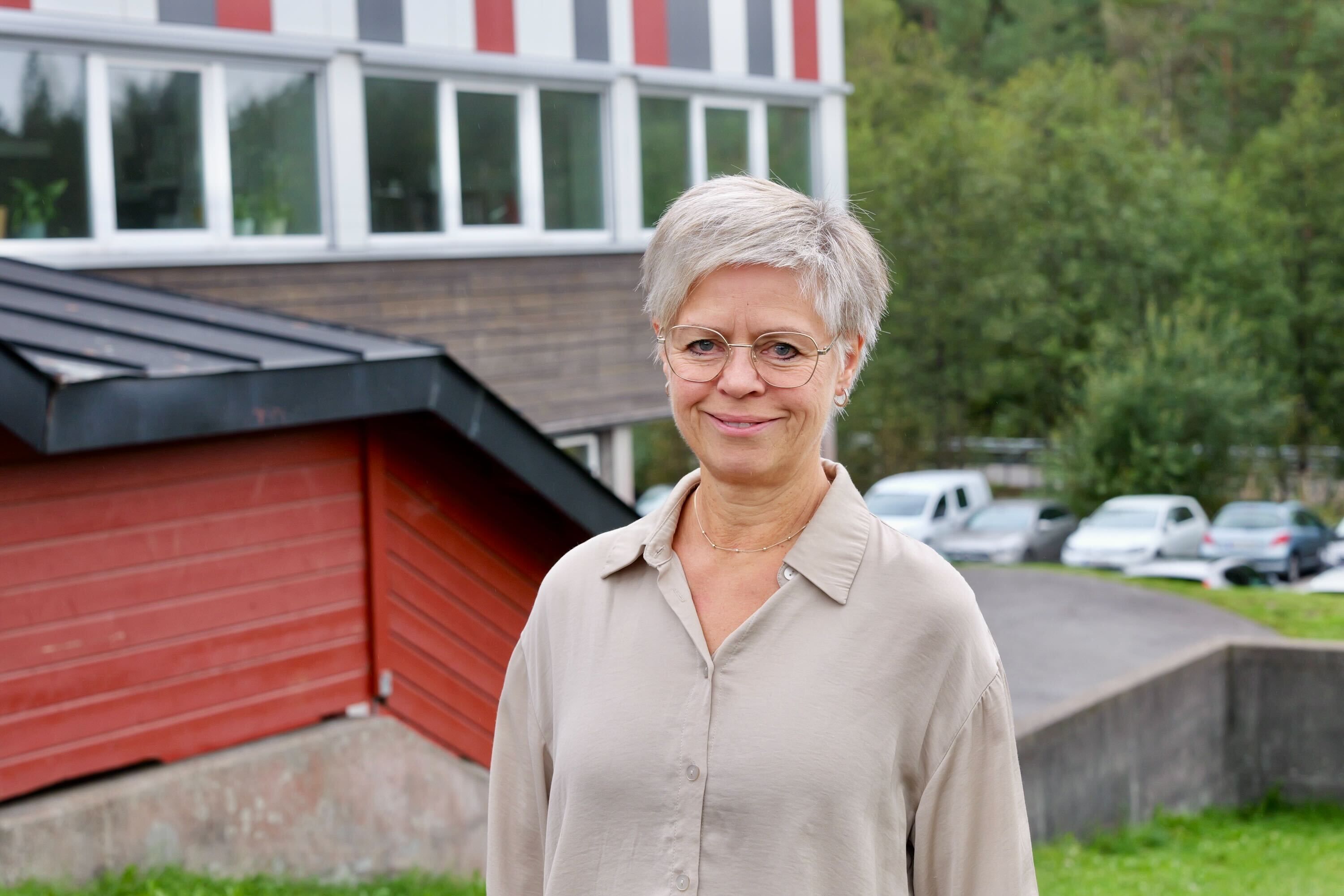 Mobilfri skole: - Lærer mer og får med seg mer i timene ...