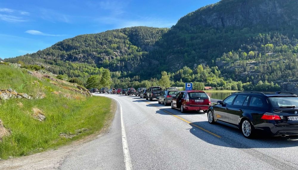 Etter planen skulle arbeidet vore ferdig før sommaren. No har ... Etter planen skulle arbeidet vore ferdig før sommaren. No har ...