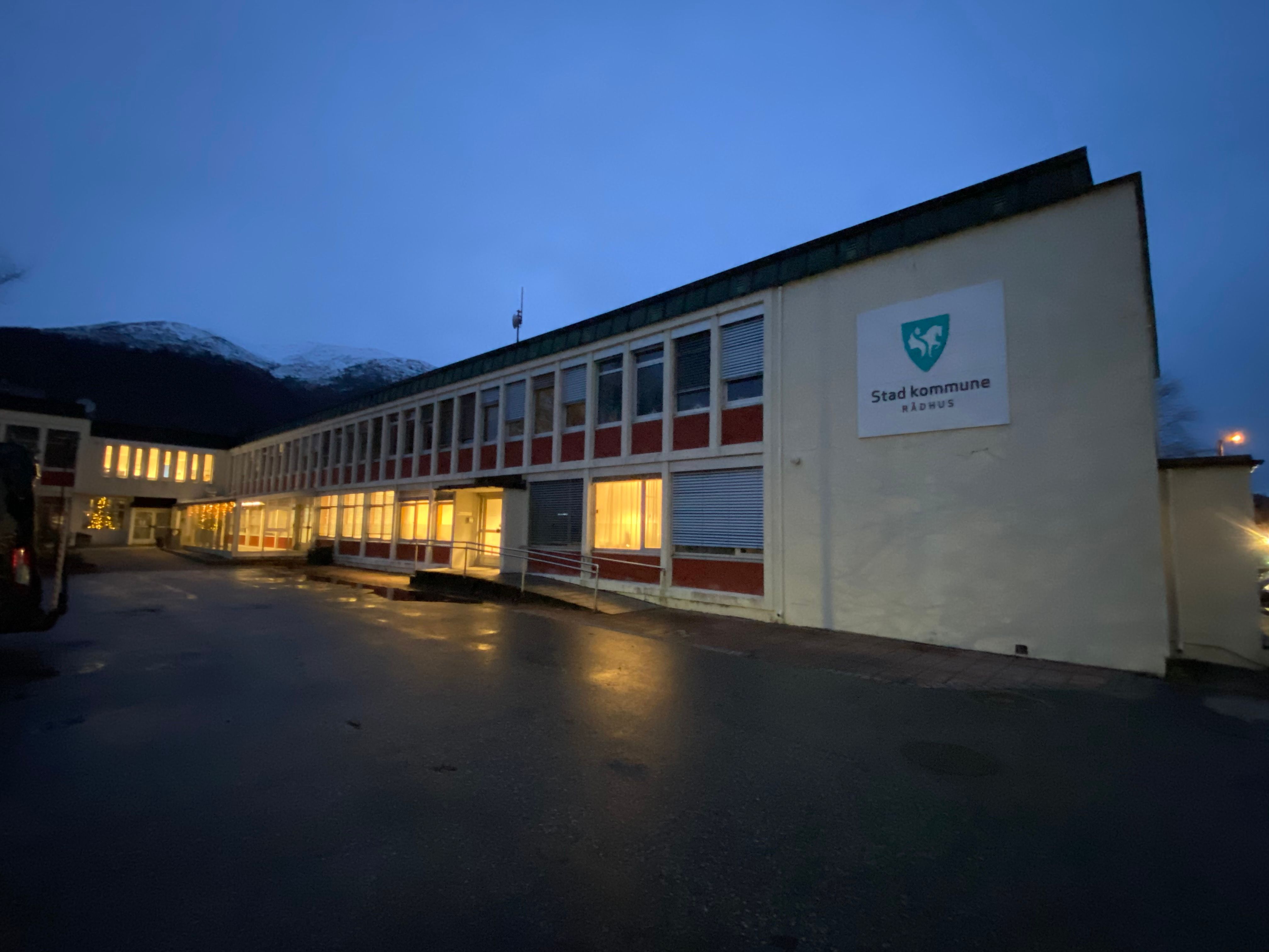 Åtte har søkt på stillinga som reinhaldar - fjt.no