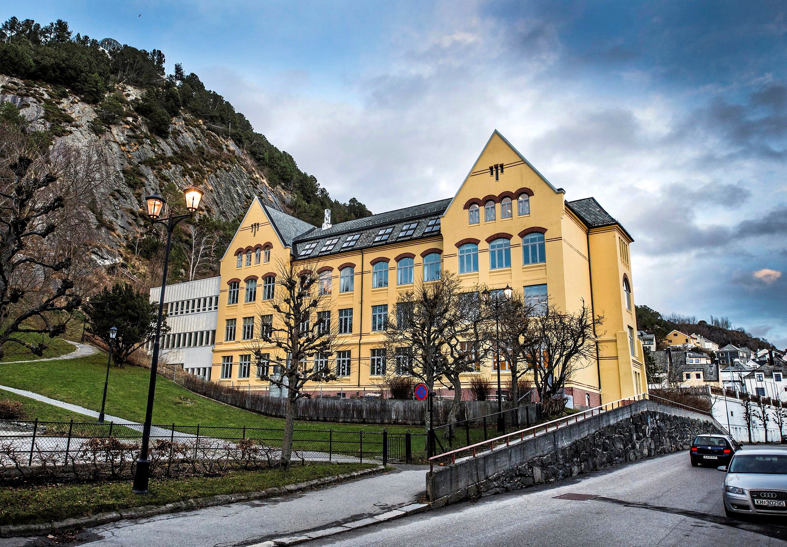 Jangaard får kjøpe bygg i Ålesund - smp.no