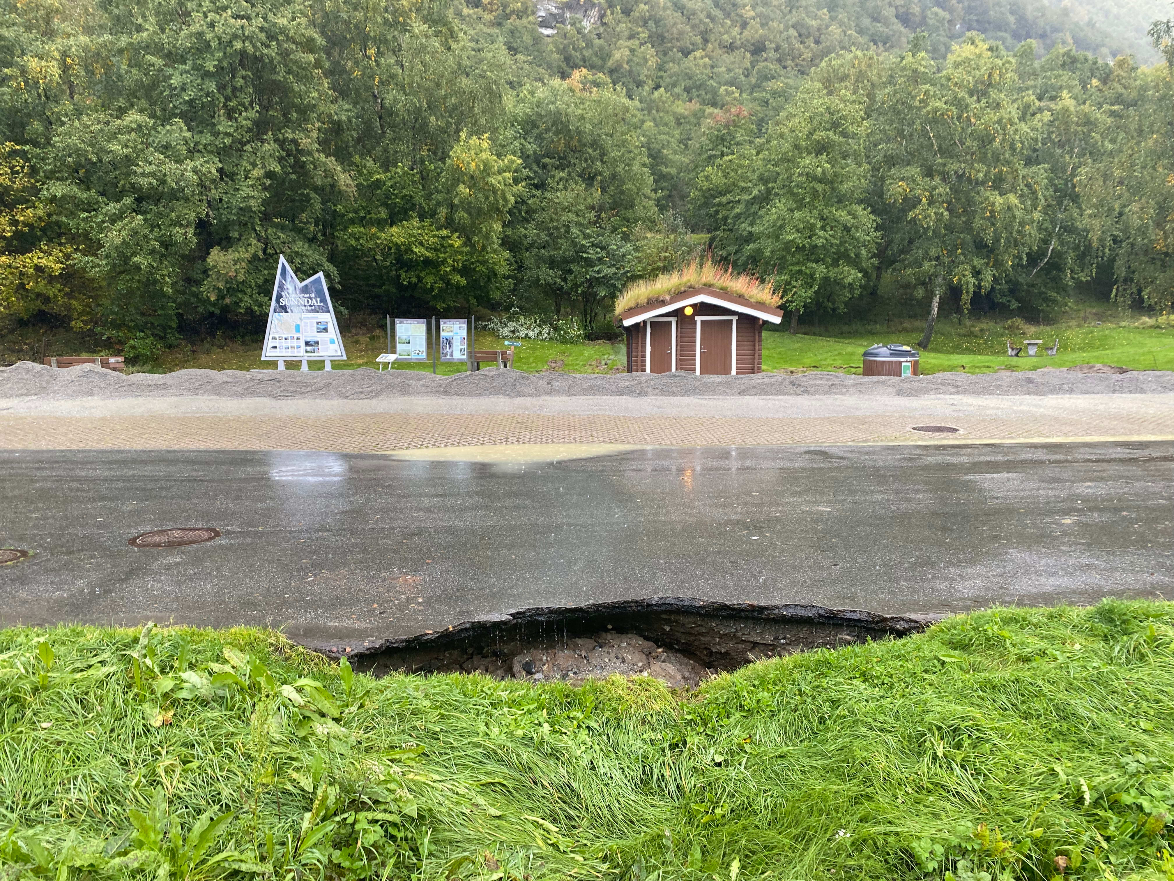 Her blir det graving og omkjøring etter styrtregnhelga i september ...