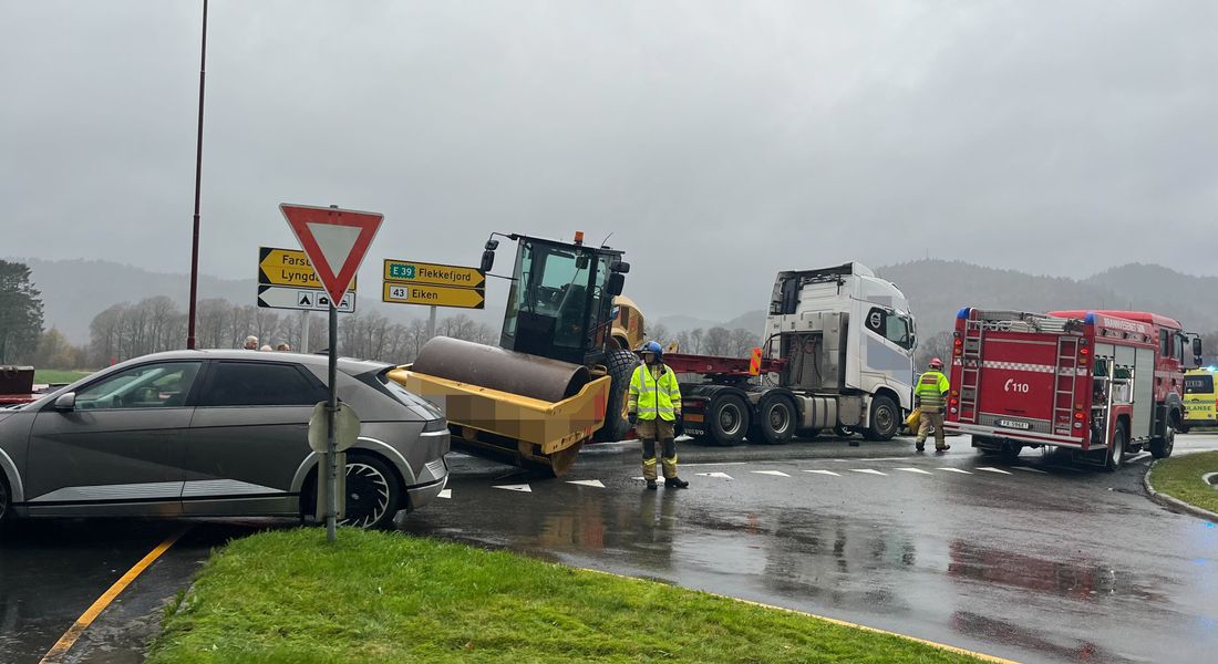 En person til sykehus etter trafikkulykke på fylkesvei 43 - lister24.no En person til sykehus etter trafikkulykke på fylkesvei 43 - lister24.no
