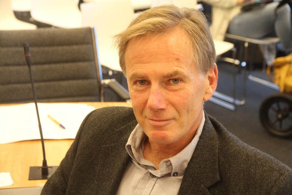 Ber om gjerde - l-a.no