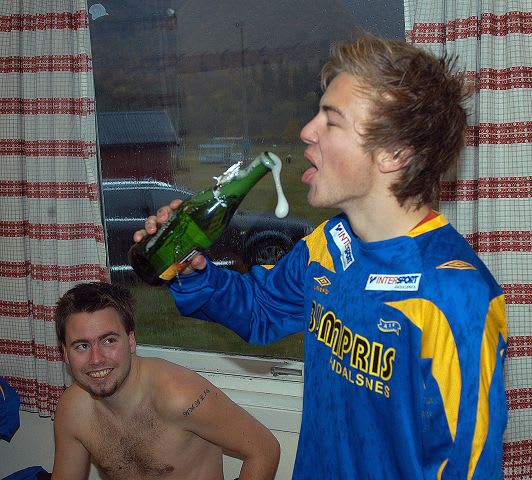 Opprykk med stil - andalsnes-avis.no