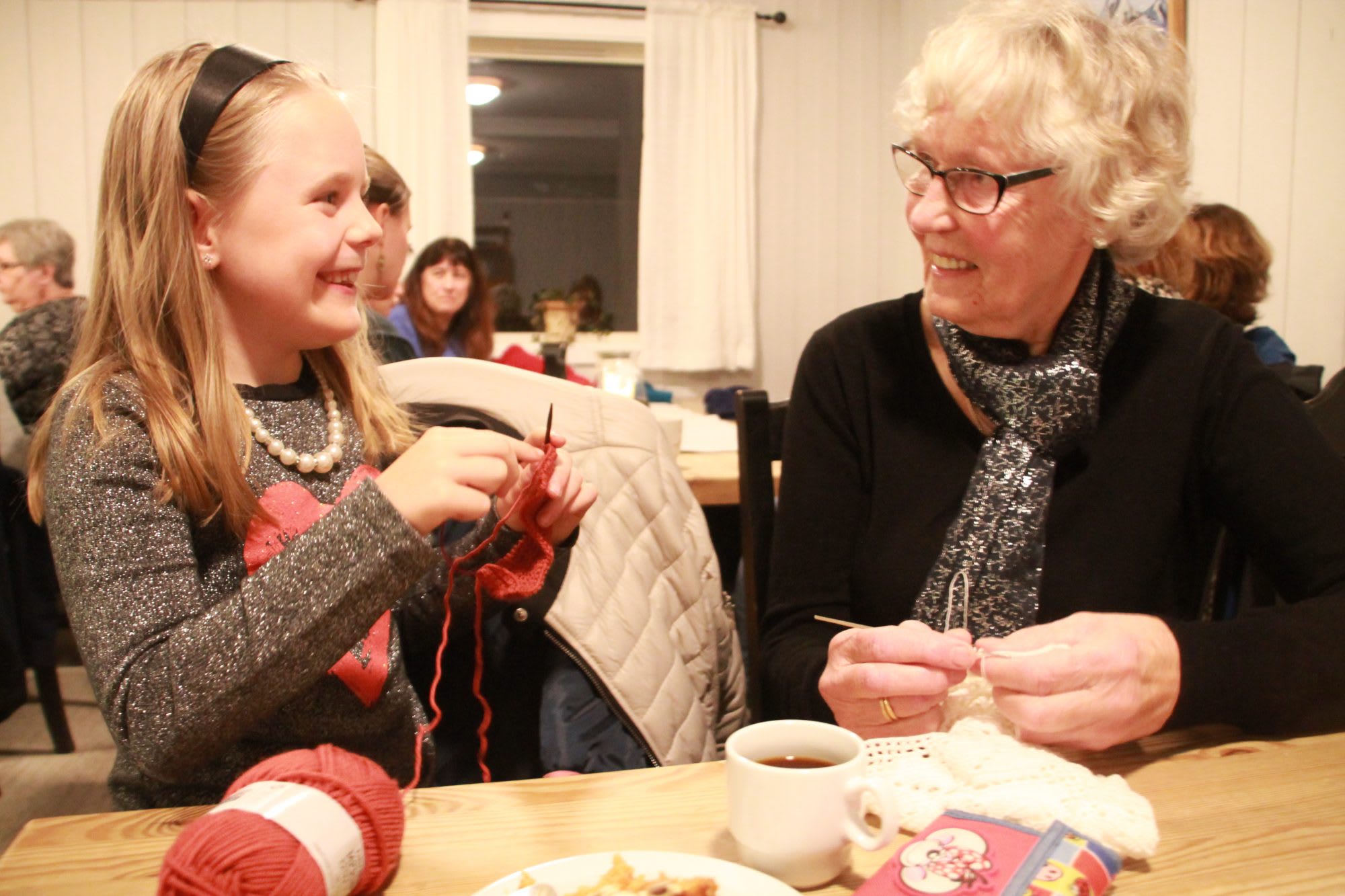 Vil strikke som farmor - kulingen.no