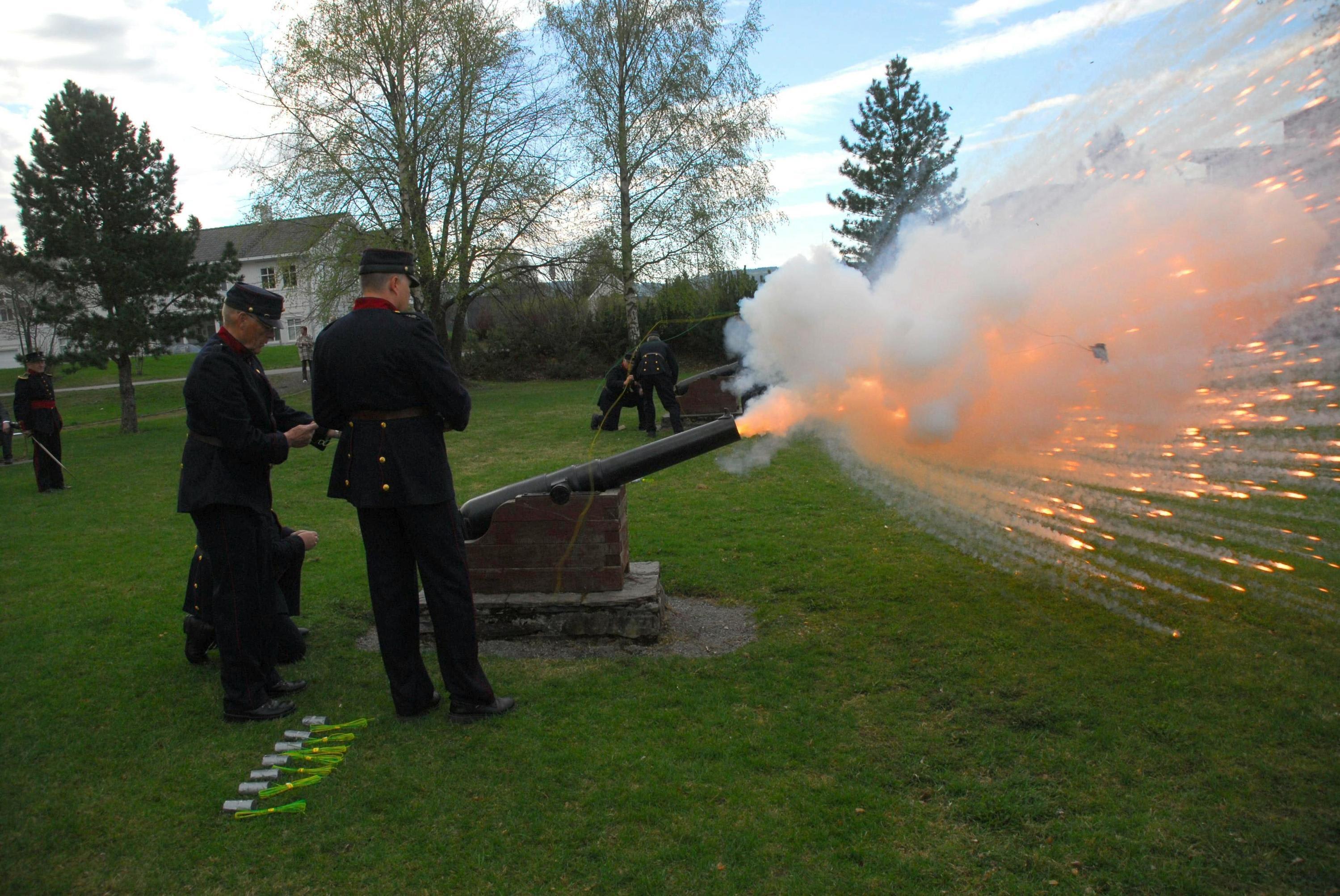 "Kraftig salutt på Garpa" - innherred.no