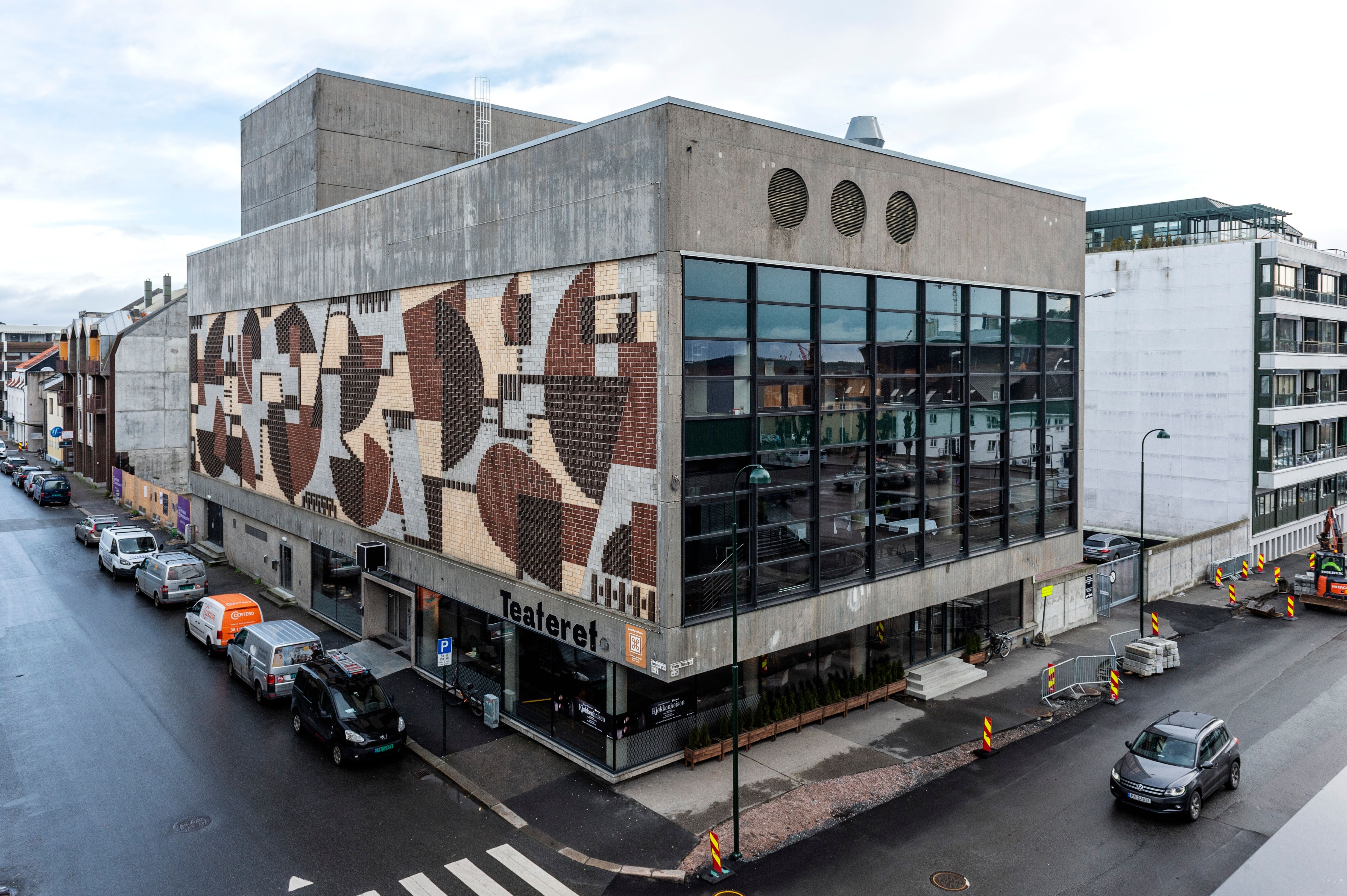 Må jekke ned planer for teaterhjørnet - fvn.no