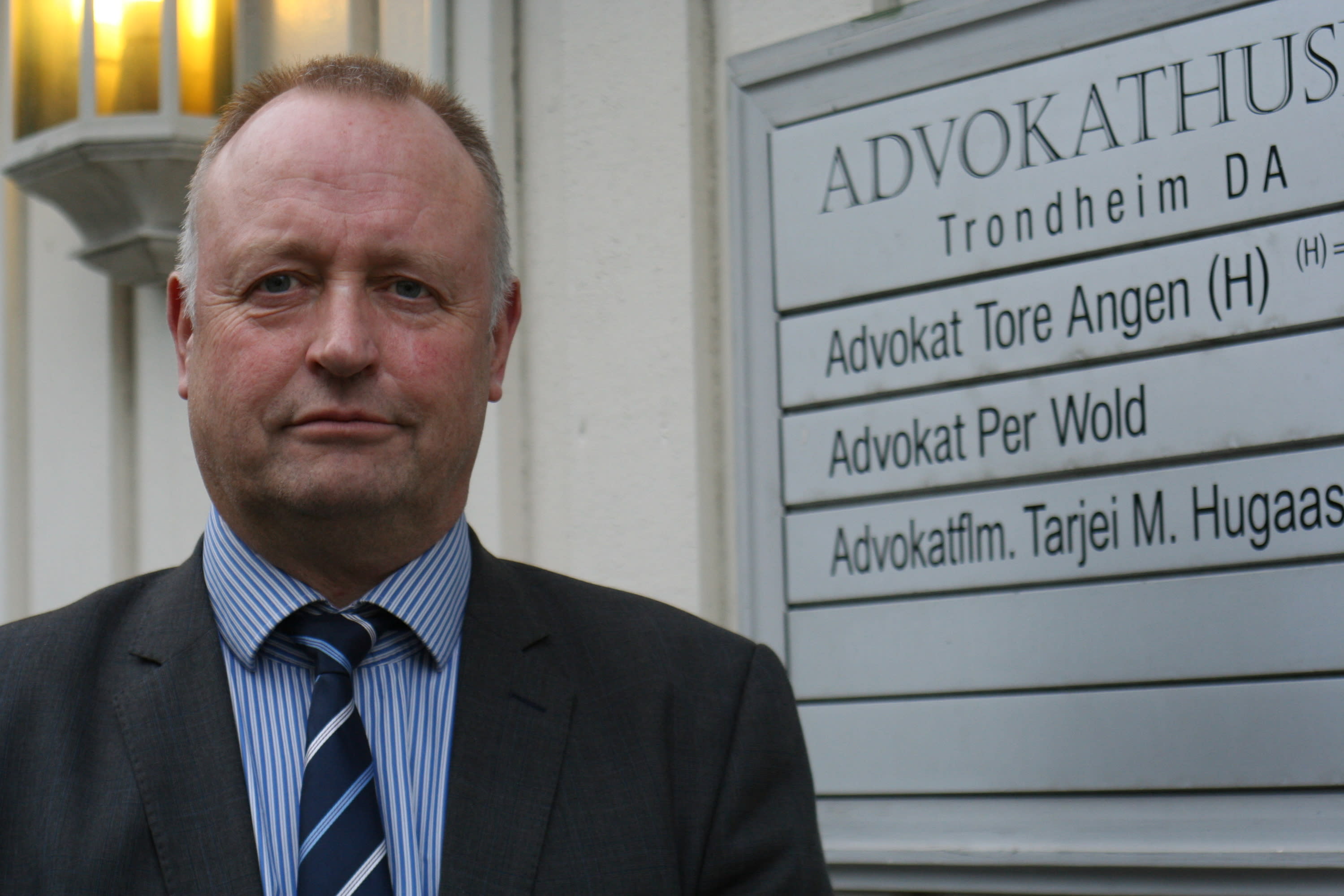 Moren vil ha svar på hvorfor sønnen døde - adressa.no