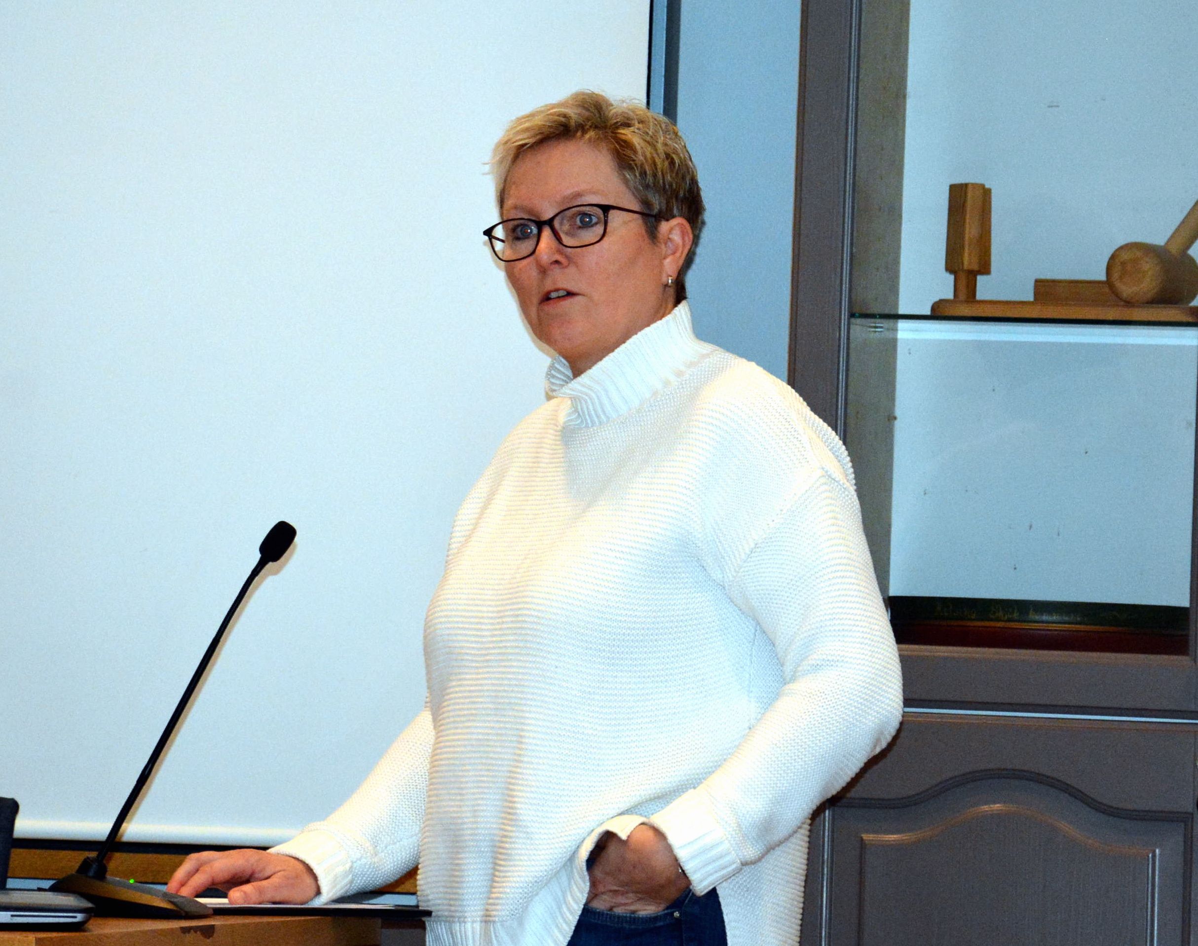 Meinte det var skapt inntrykk av at kostnadane var «løpe løpsk ...