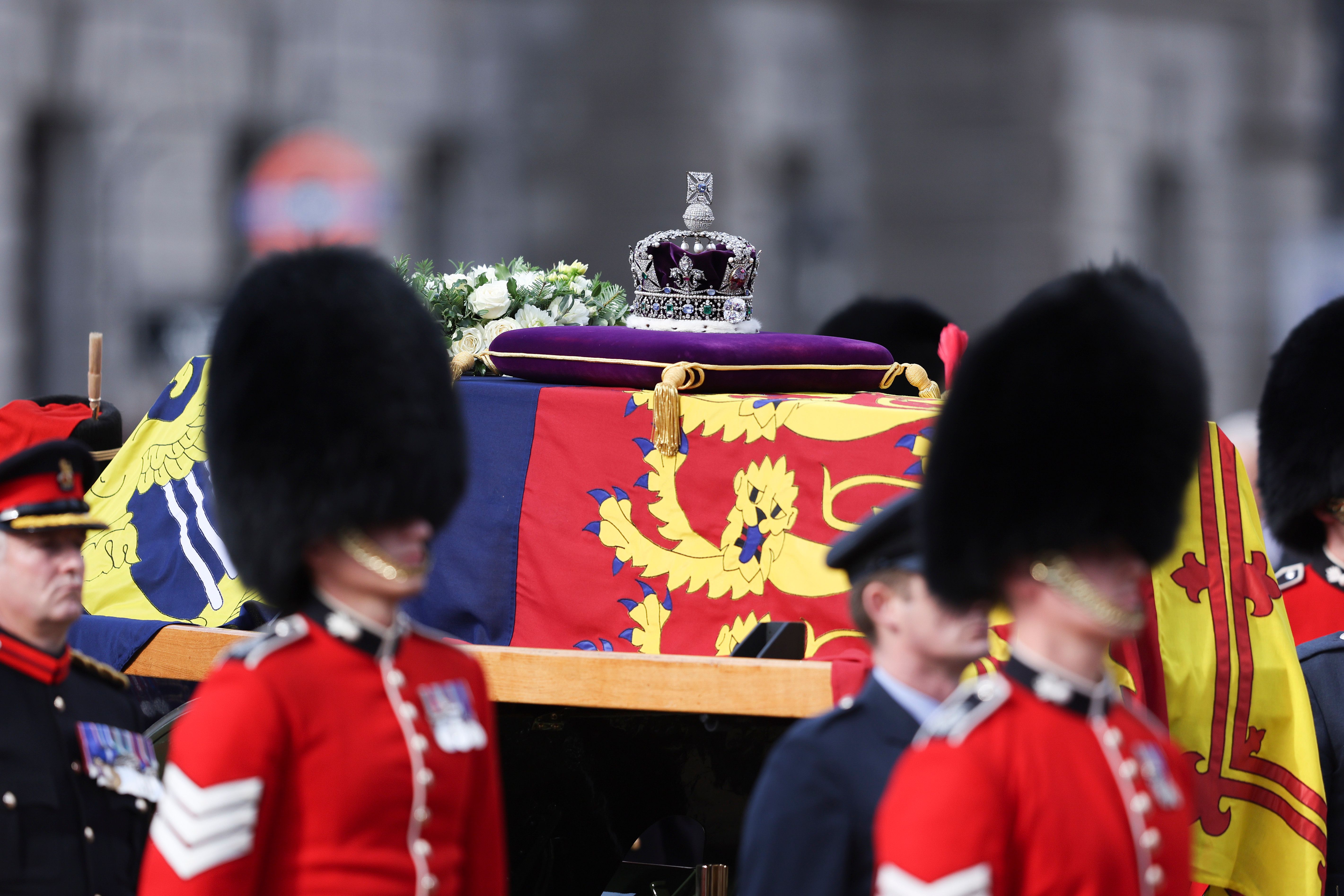 Dronning Elizabeth har forlatt Buckingham Palace for siste gang ...
