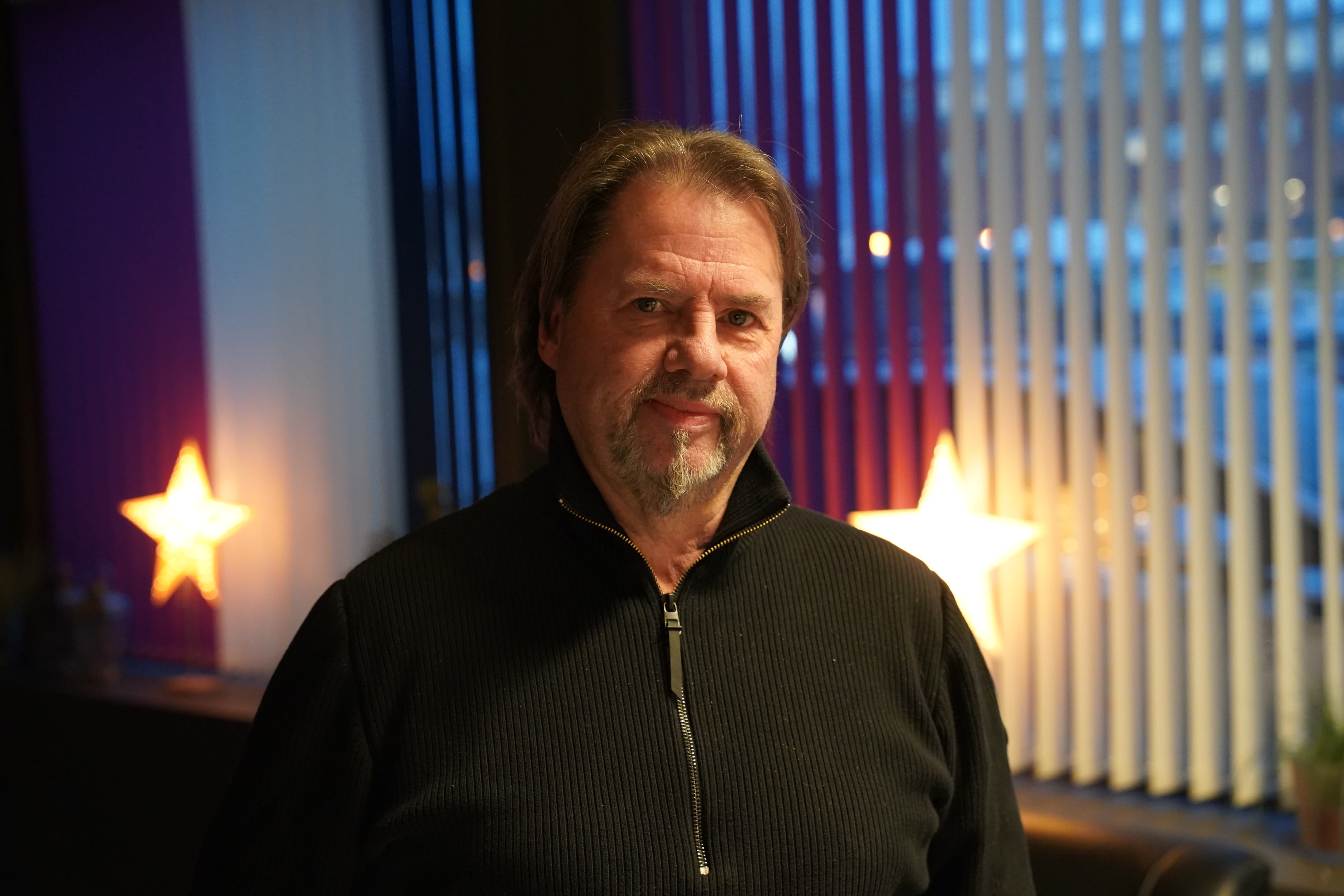 På plass i nye lokaler: – Vi har ansatt fire nye sjåfører i år - vol.no