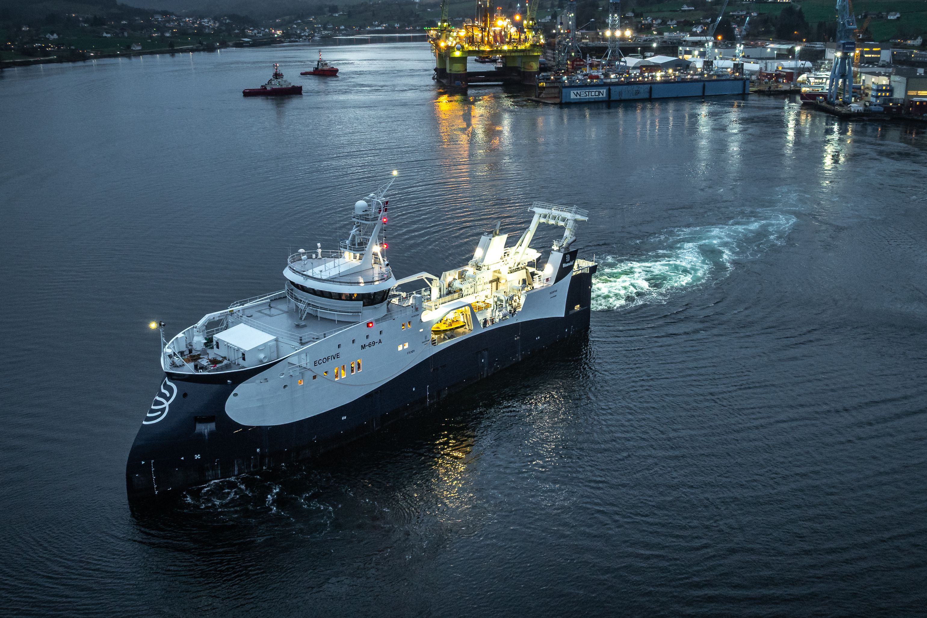 Nybygd tråler snart på veg til Ålesund - smp.no