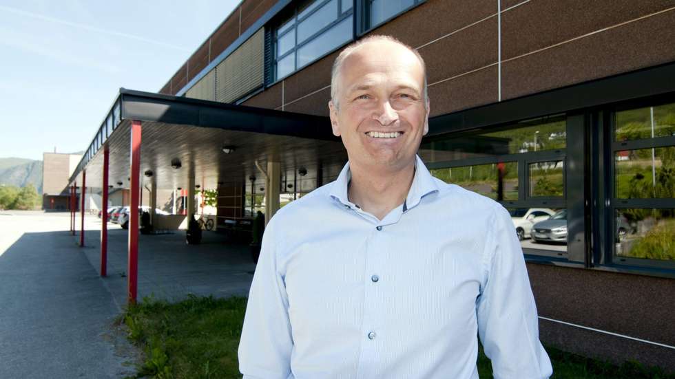 Elevar ved Stranda vidaregåande skule i landstoppen på gjennomføring ...