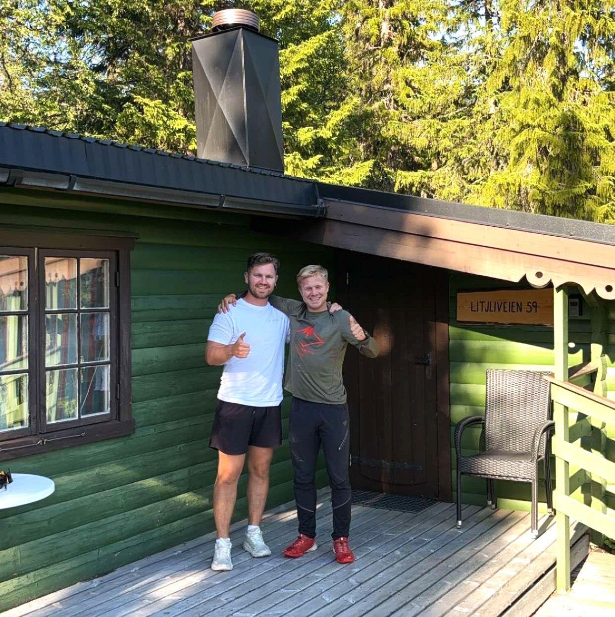 Brødrene kjøpte knøttlita hytte: – Hva i h... har vi gjort nå ...