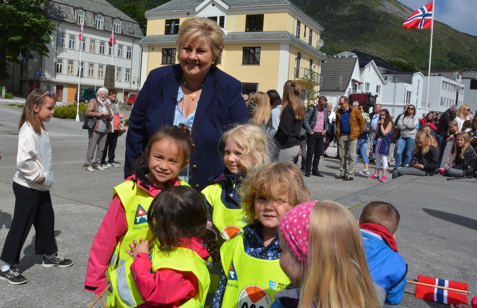 Oppfordrar folk til å heise flagg - fjt.no