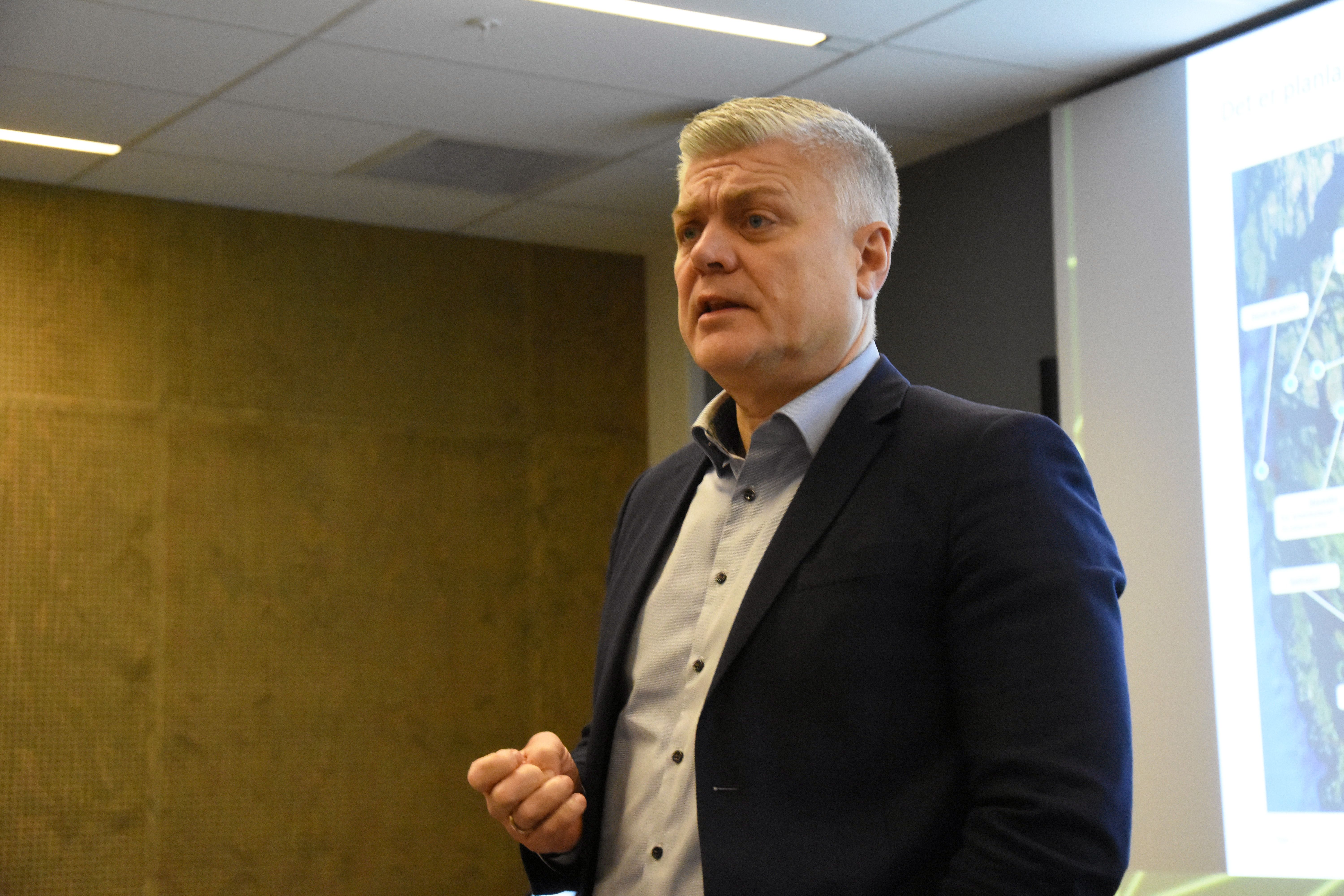 Alverbadet: I mål med første etappe – no stuper dei inn i neste ...