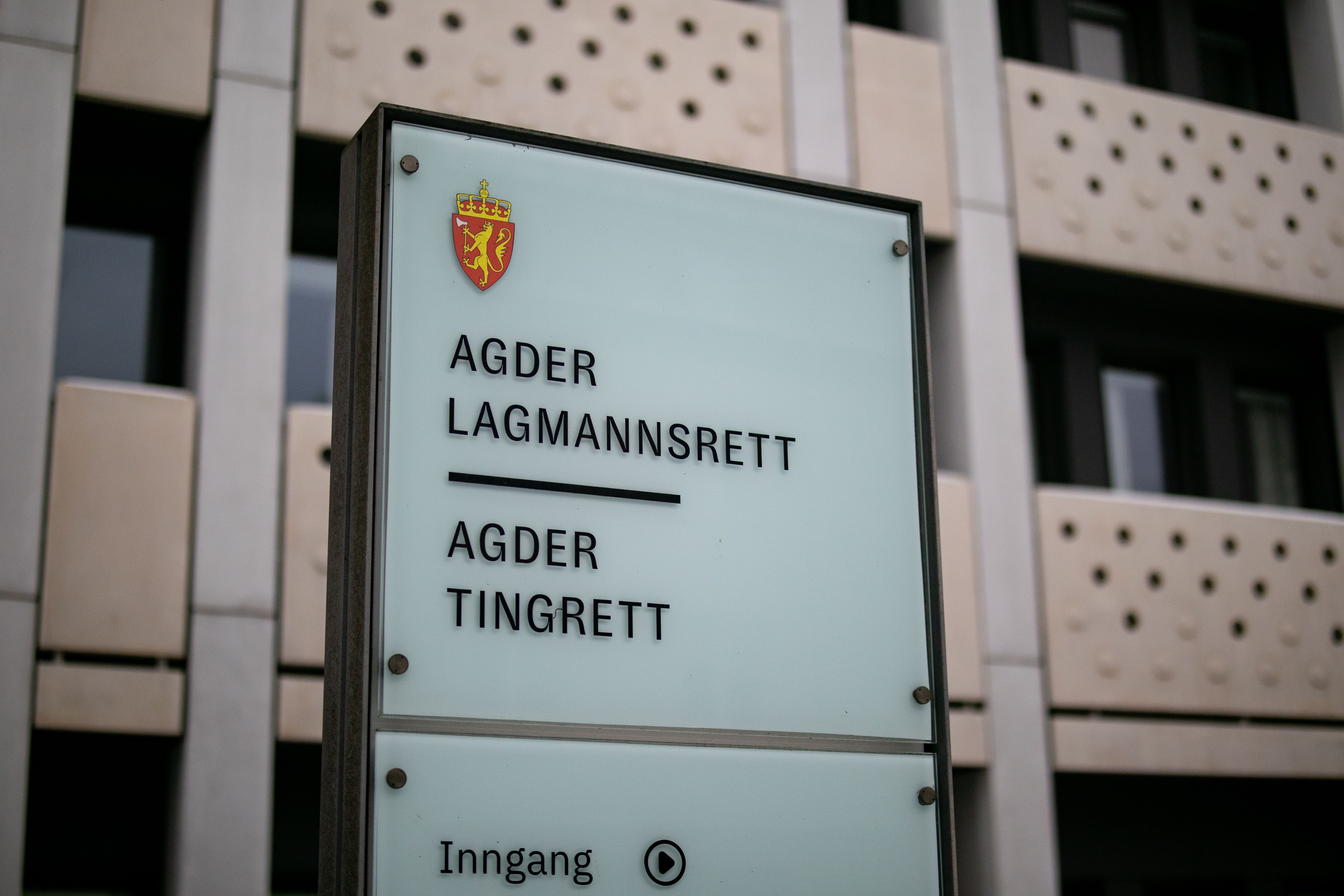 Kjørte i autovernet etter punktering på spikermatte - l-a.no