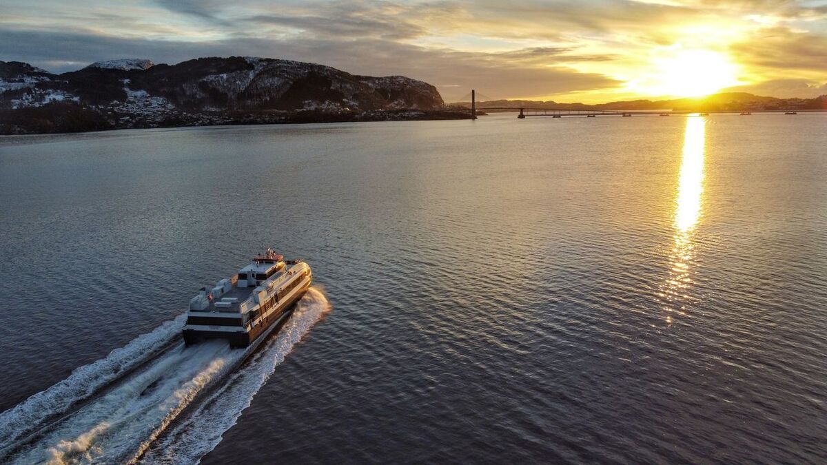 Forseinkingar på snøggbåten - strilen.no