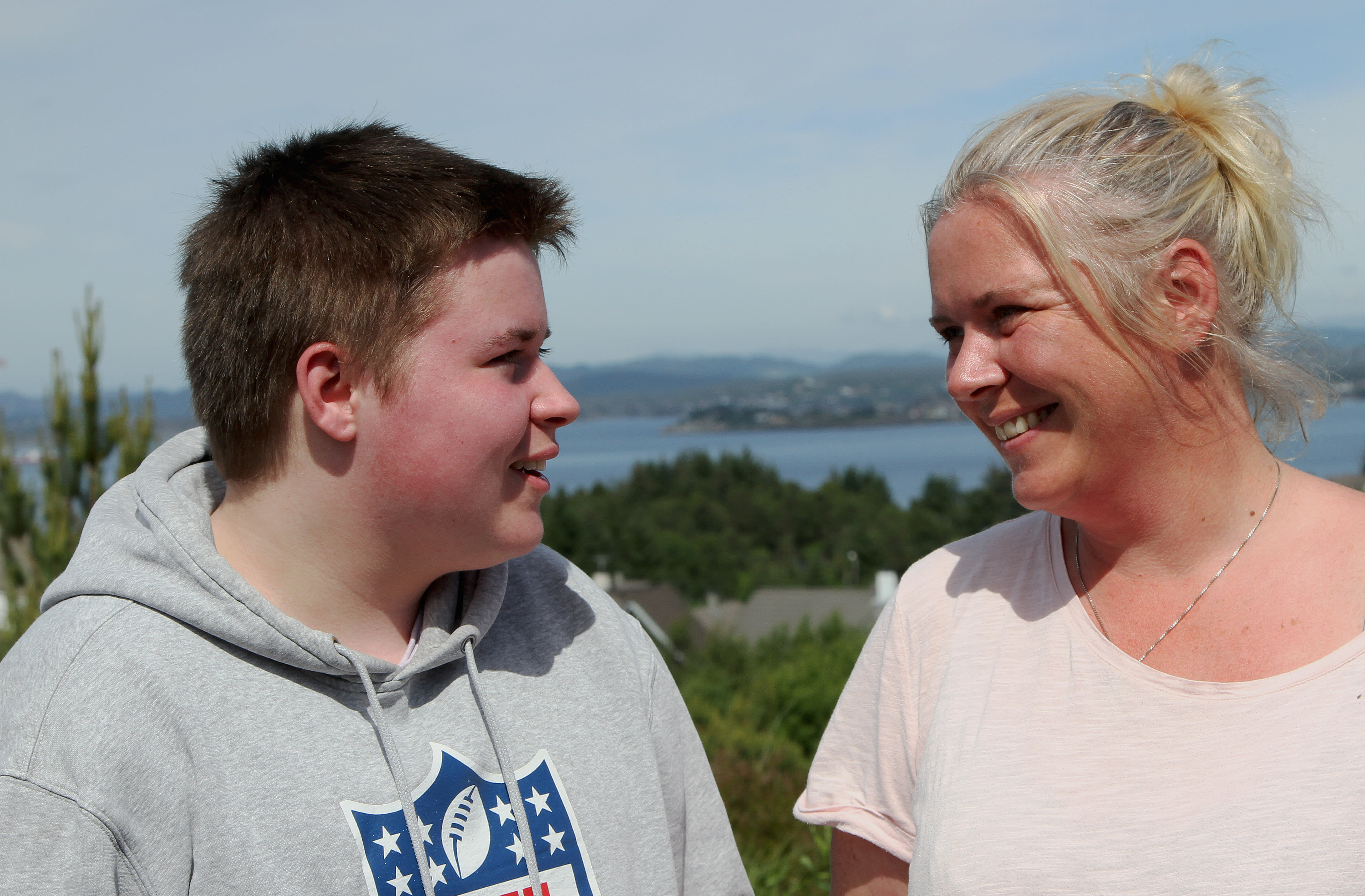 Robin (17) har aldri kjent seg som jenten fra oppveksten - vestnytt.no