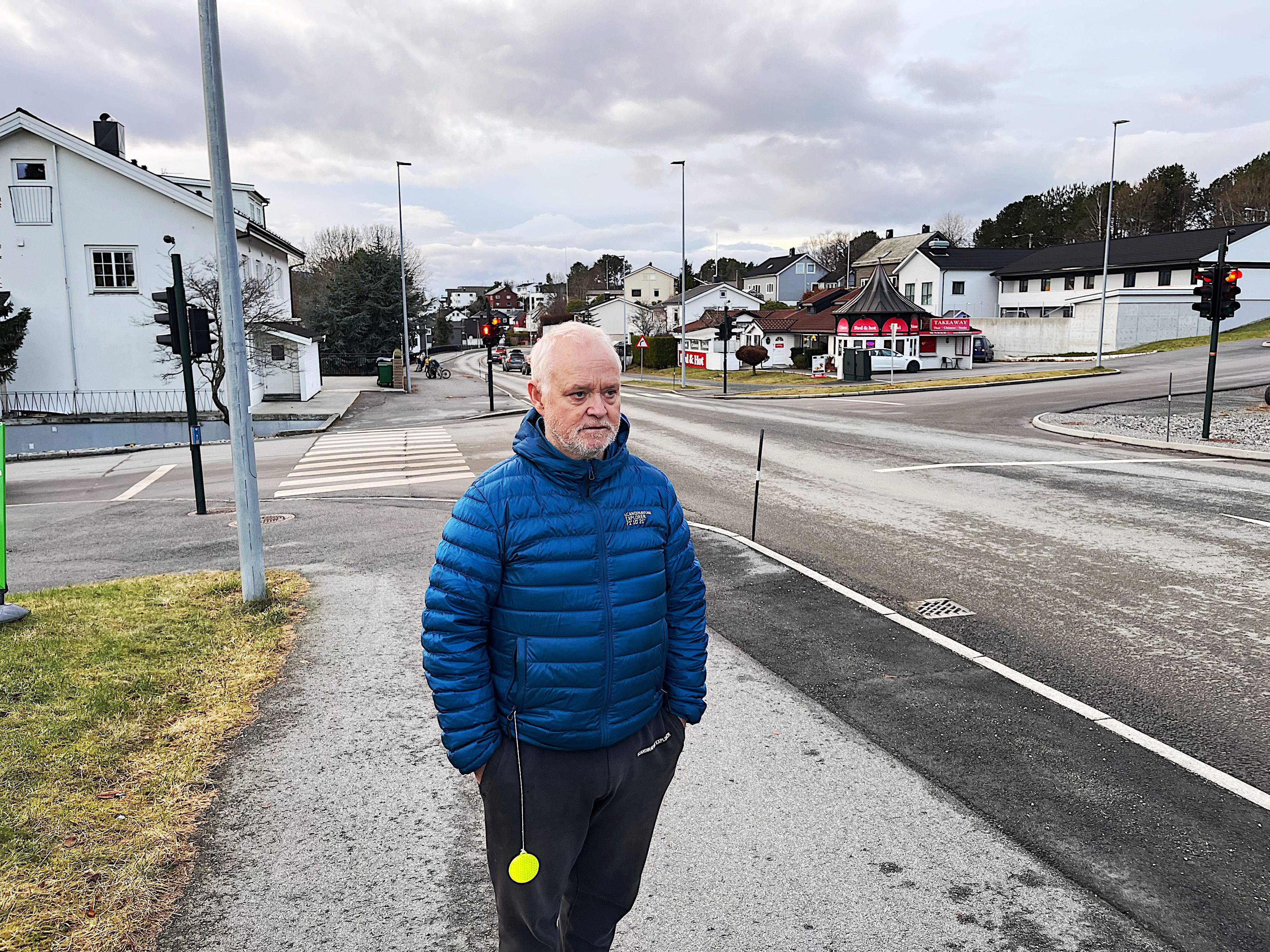Ergrer seg over syklister i Hatlane i Ålesund - smp.no