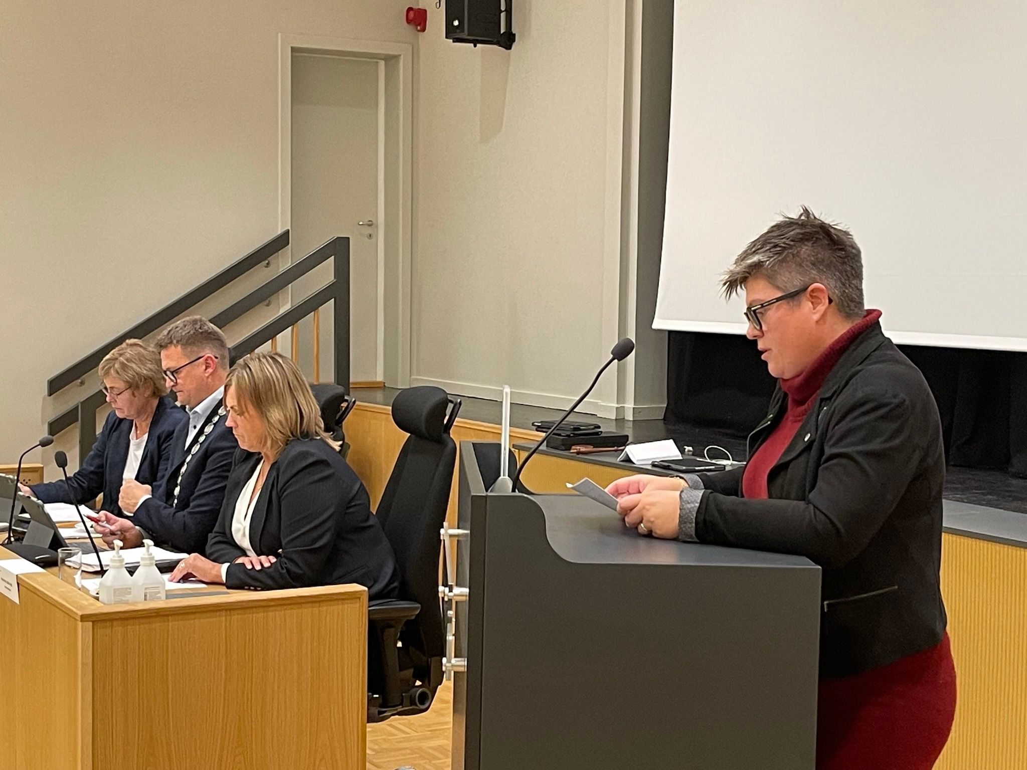 Interpellasjon om konflikten i Midtausten - bomlo-nytt.no