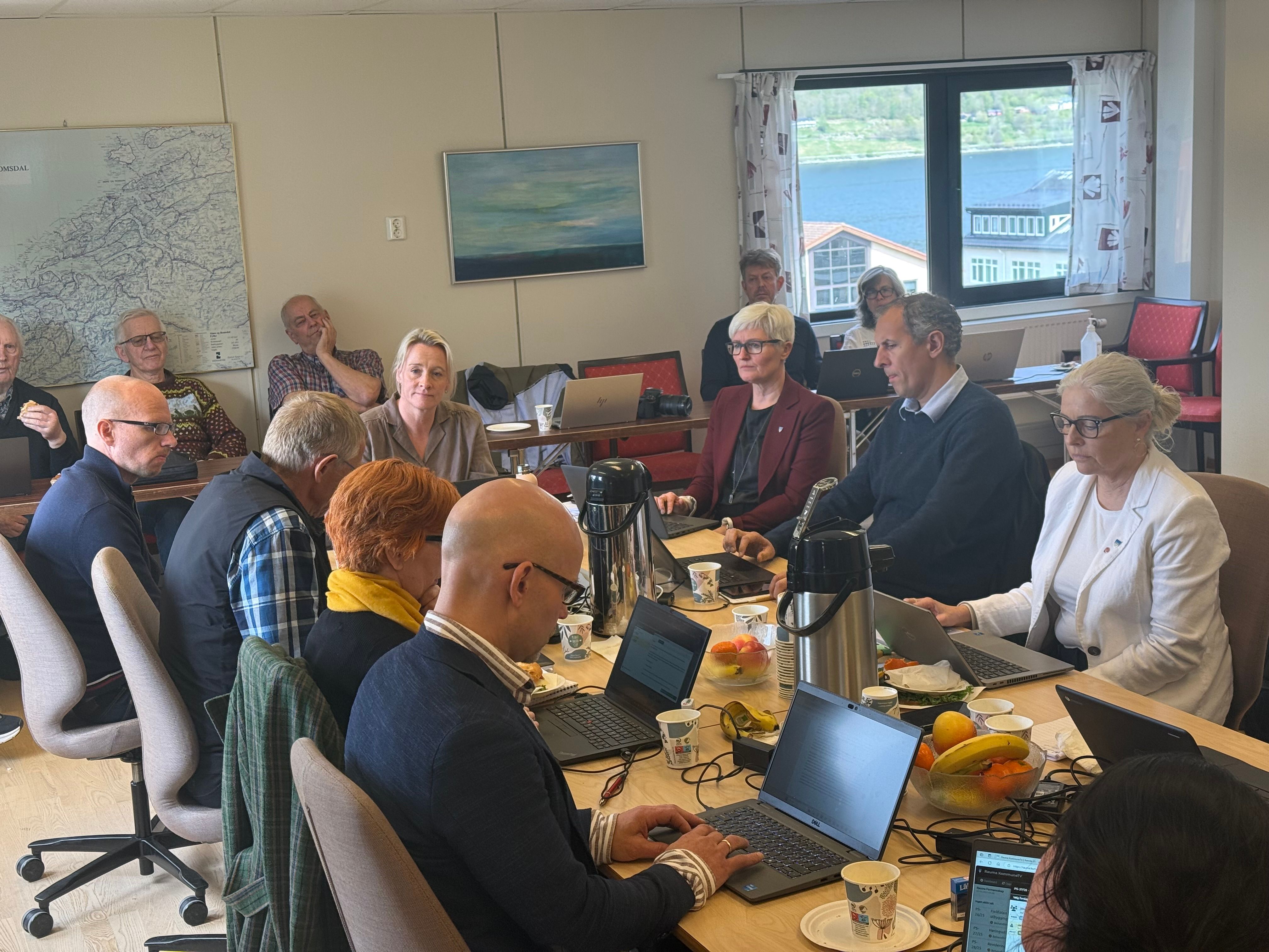Lederlønn eller overtidsbetaling? - andalsnes-avis.no
