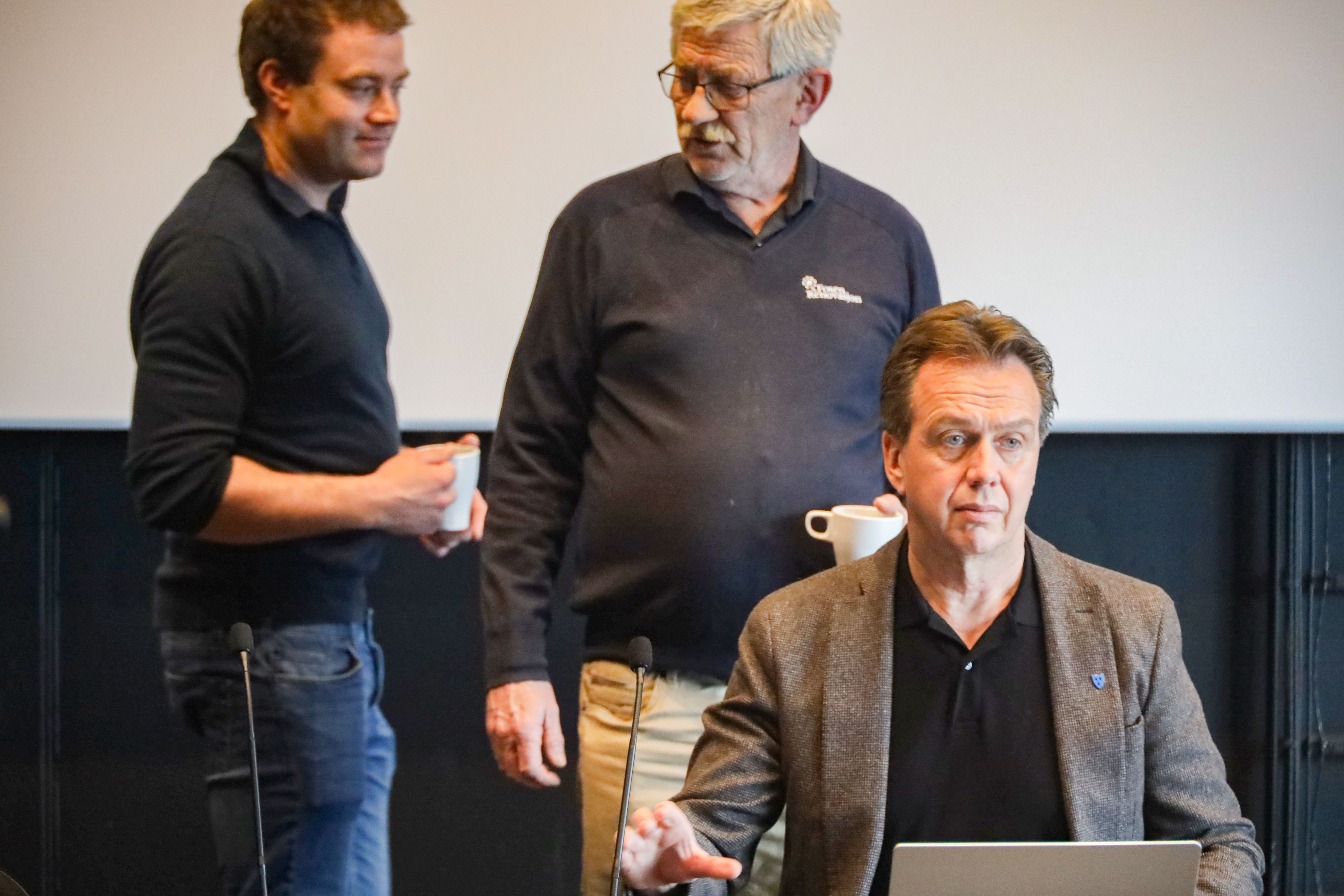 Har 170 millioner kroner i «ekstrainntekter» men finner ikke penger til ...