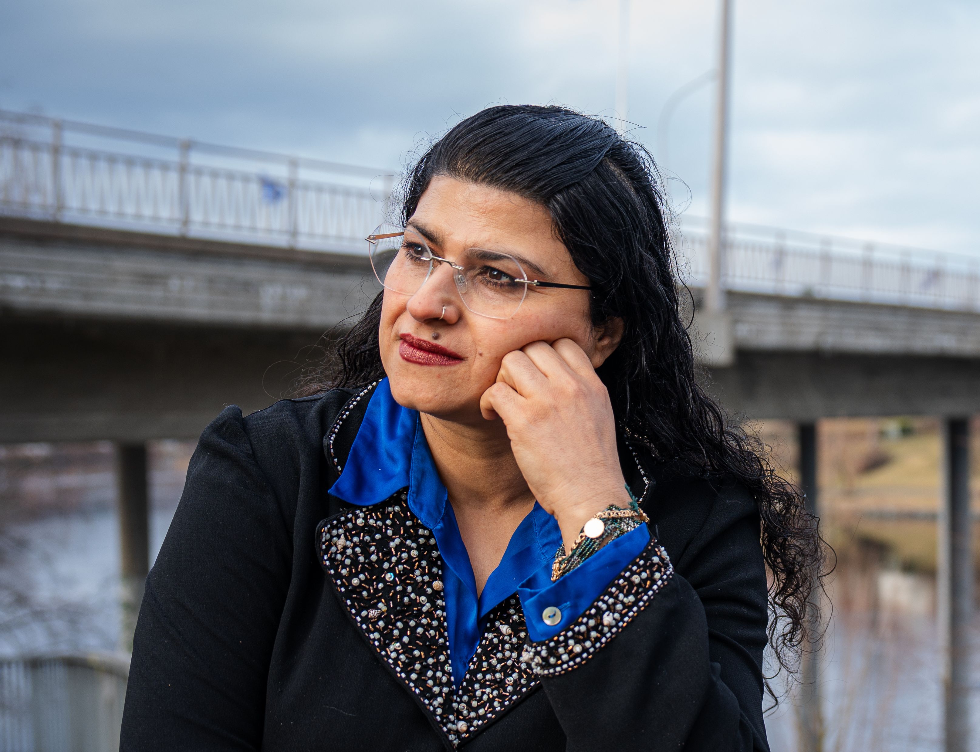 Mariam Rasouli: – Jeg har levd med en evig krig inni meg - smp.no