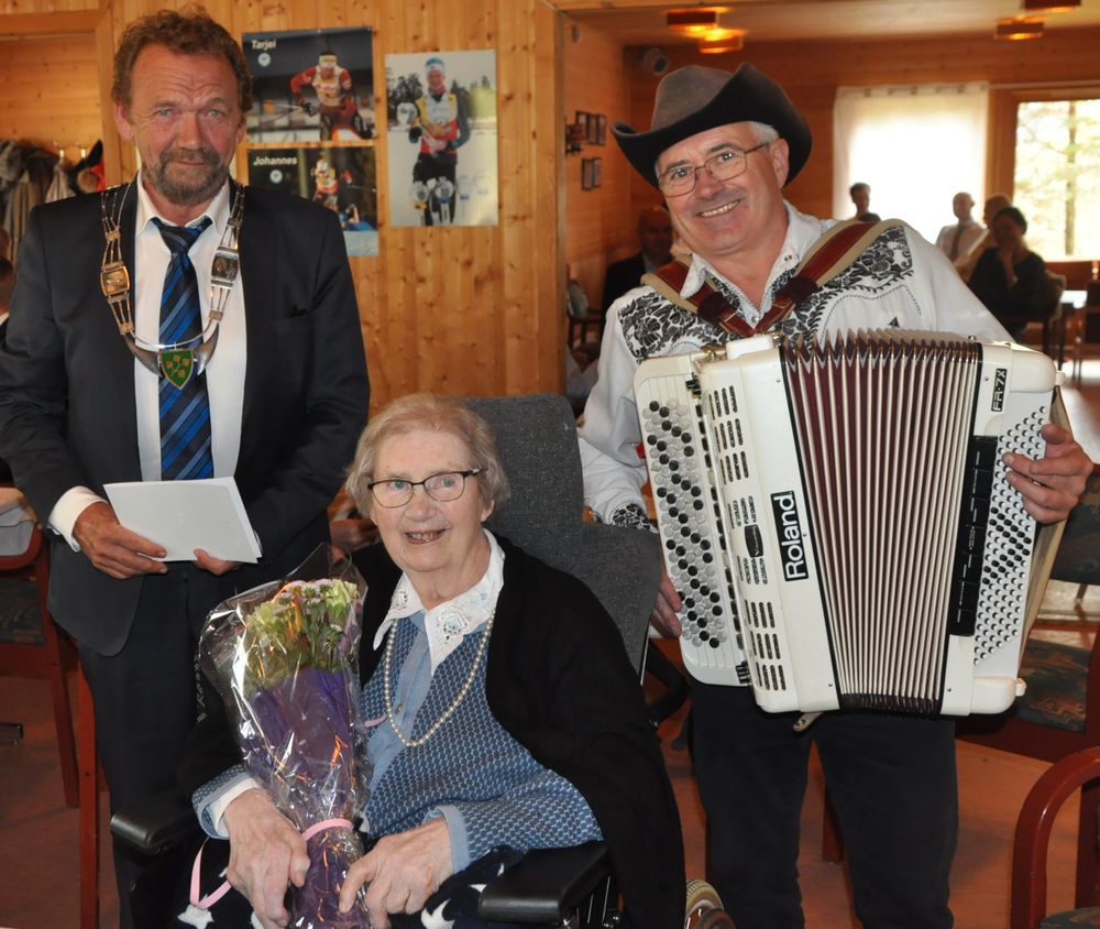 Feira 100-årsdag - fjordingen.no Feira 100-årsdag - fjordingen.no