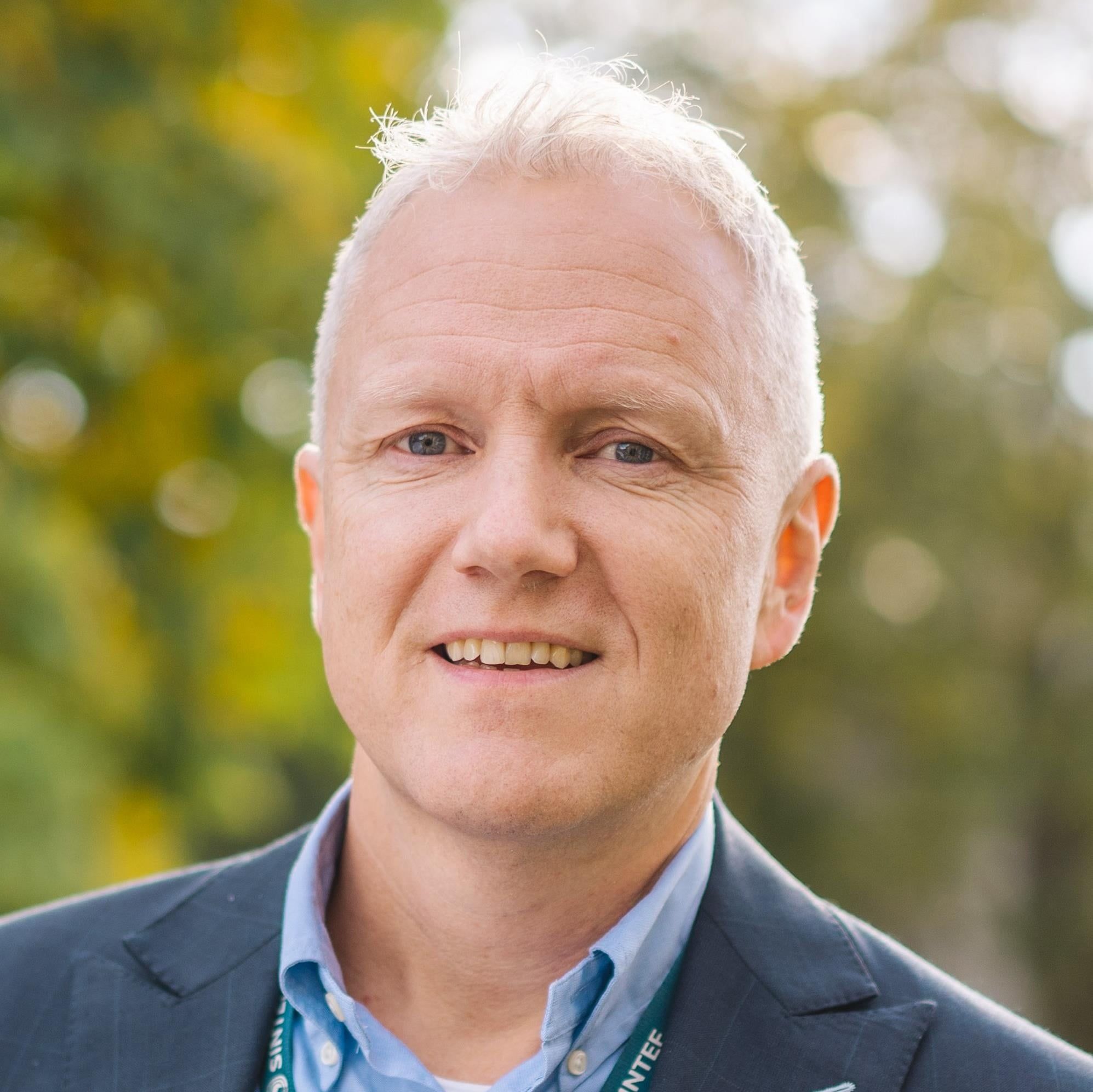 Kommen­tarfeltet koker: – Blir strømmen dyrere av datasen­teret ...