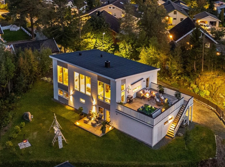 Solgt for 500.000 kroner over prisantydning - knuste prisrekorden i ...