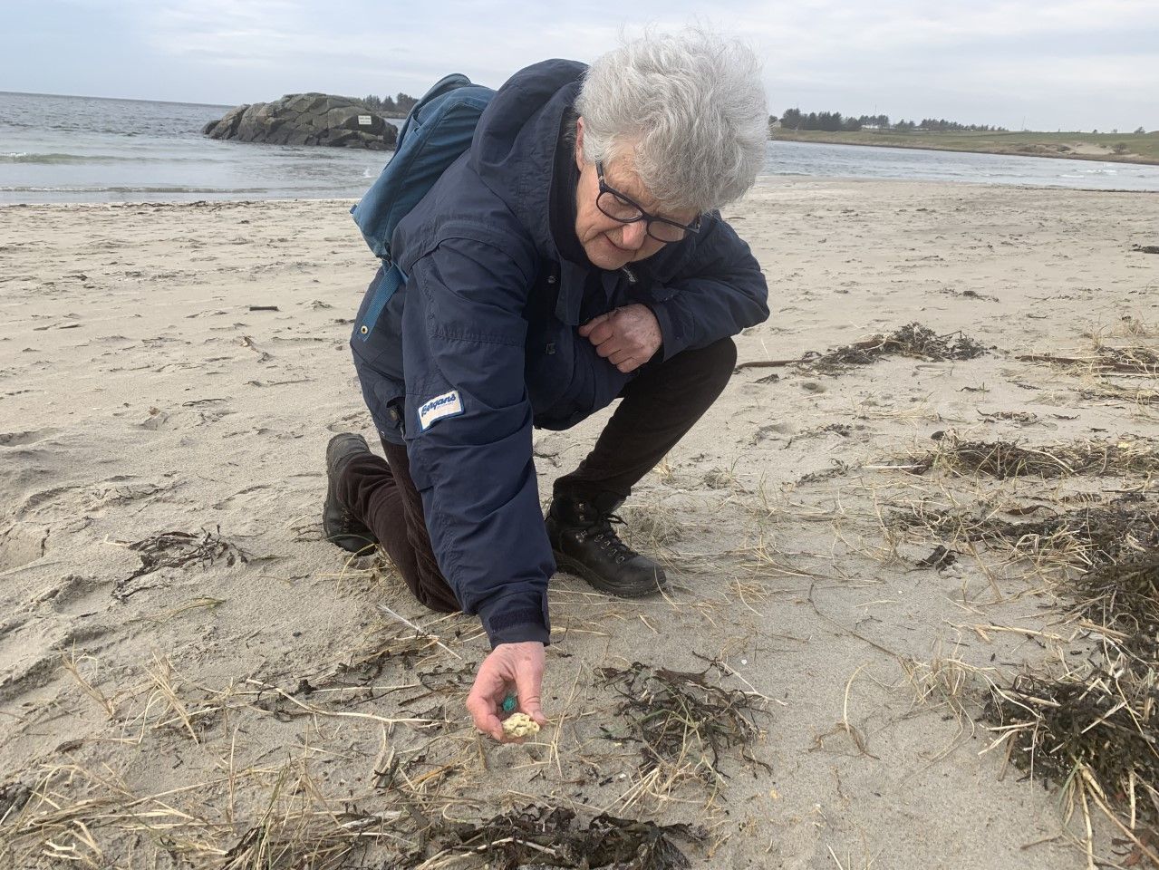 Vil varsle om funn av stearinlignende materiale - lister24.no