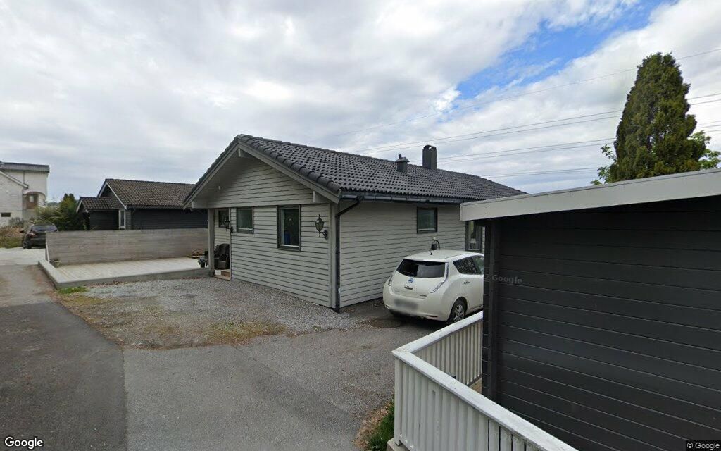 Hus i Lerstadvegen solgt for 4 375 000 kroner - smp.no