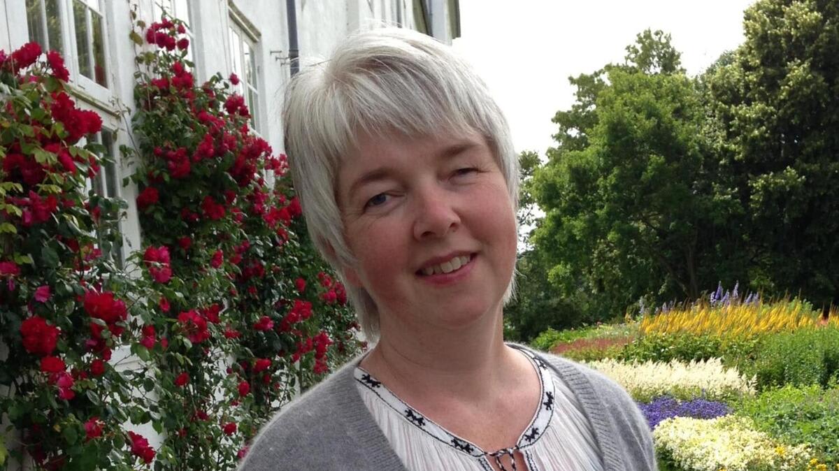 Sluttar som rektor - smp.no