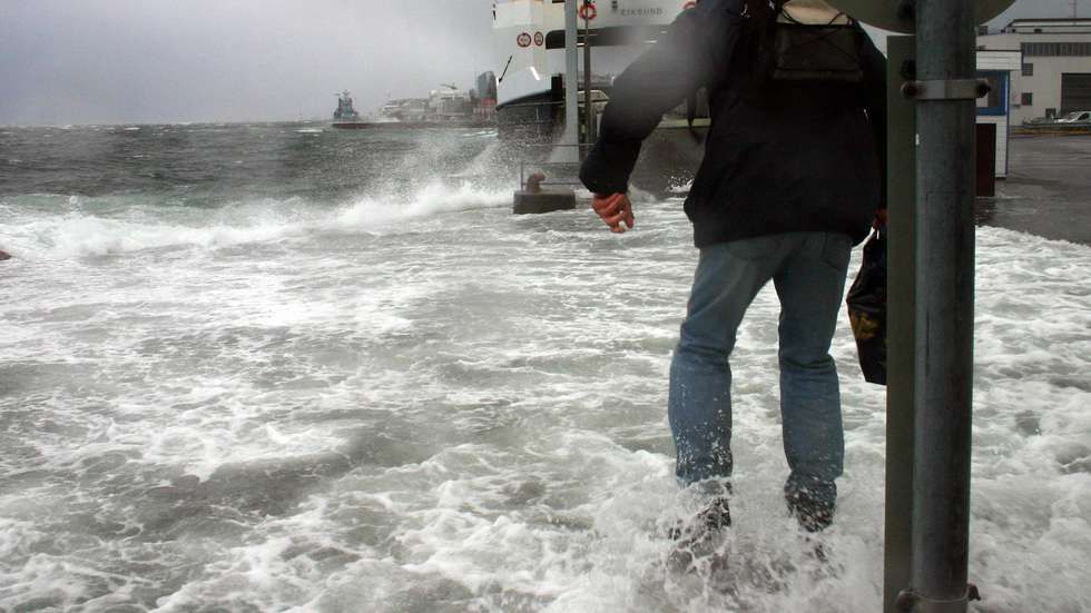 OBS-varsel: Full storm i fjellet - smp.no