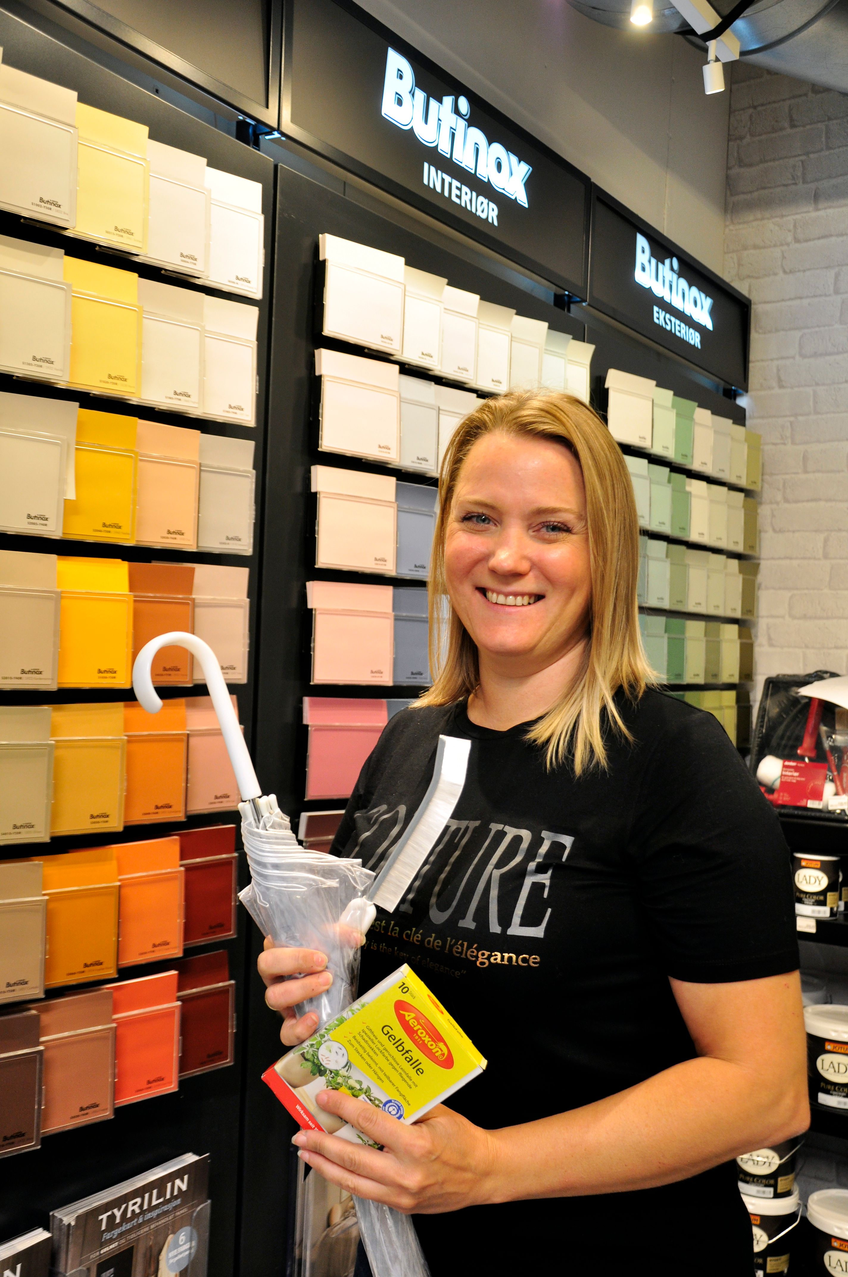 Camilla opna nettbutikk for å visa dei lokale kundane kva ho har. No ...